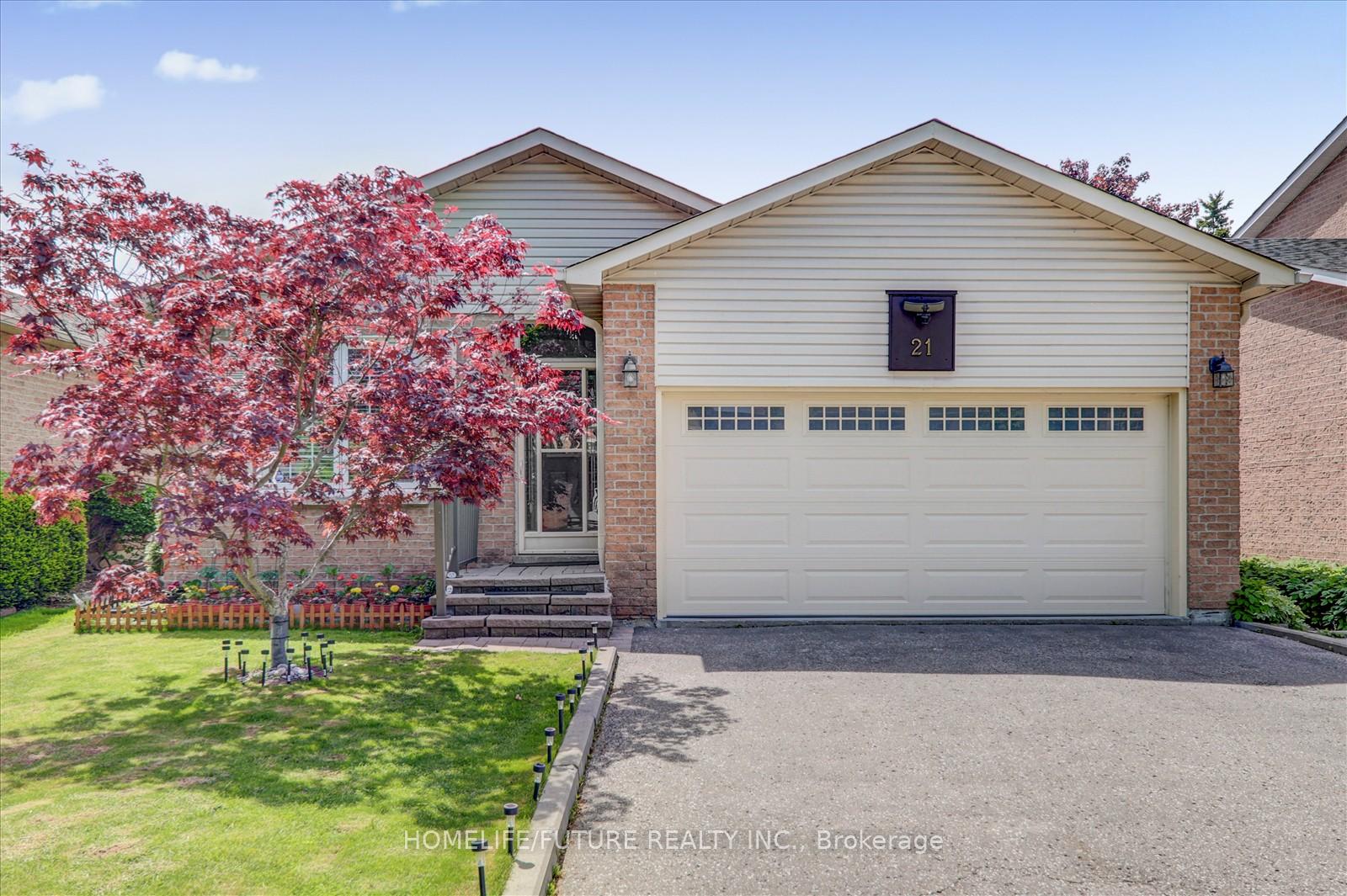 21 Mowat Court, Whitby, ON L1N 8H2