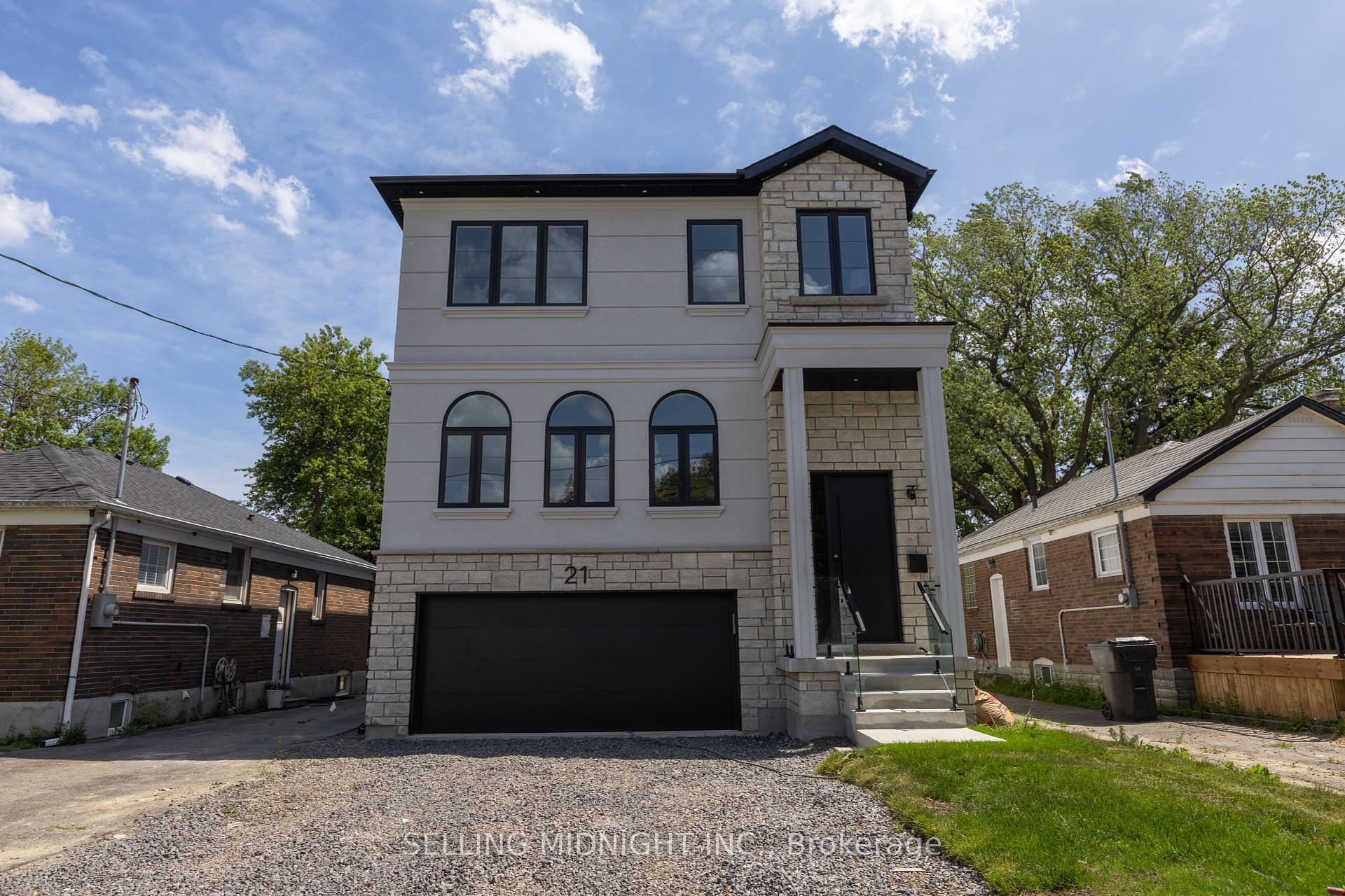 21 Murrie Street, Toronto, ON M8V 1X6