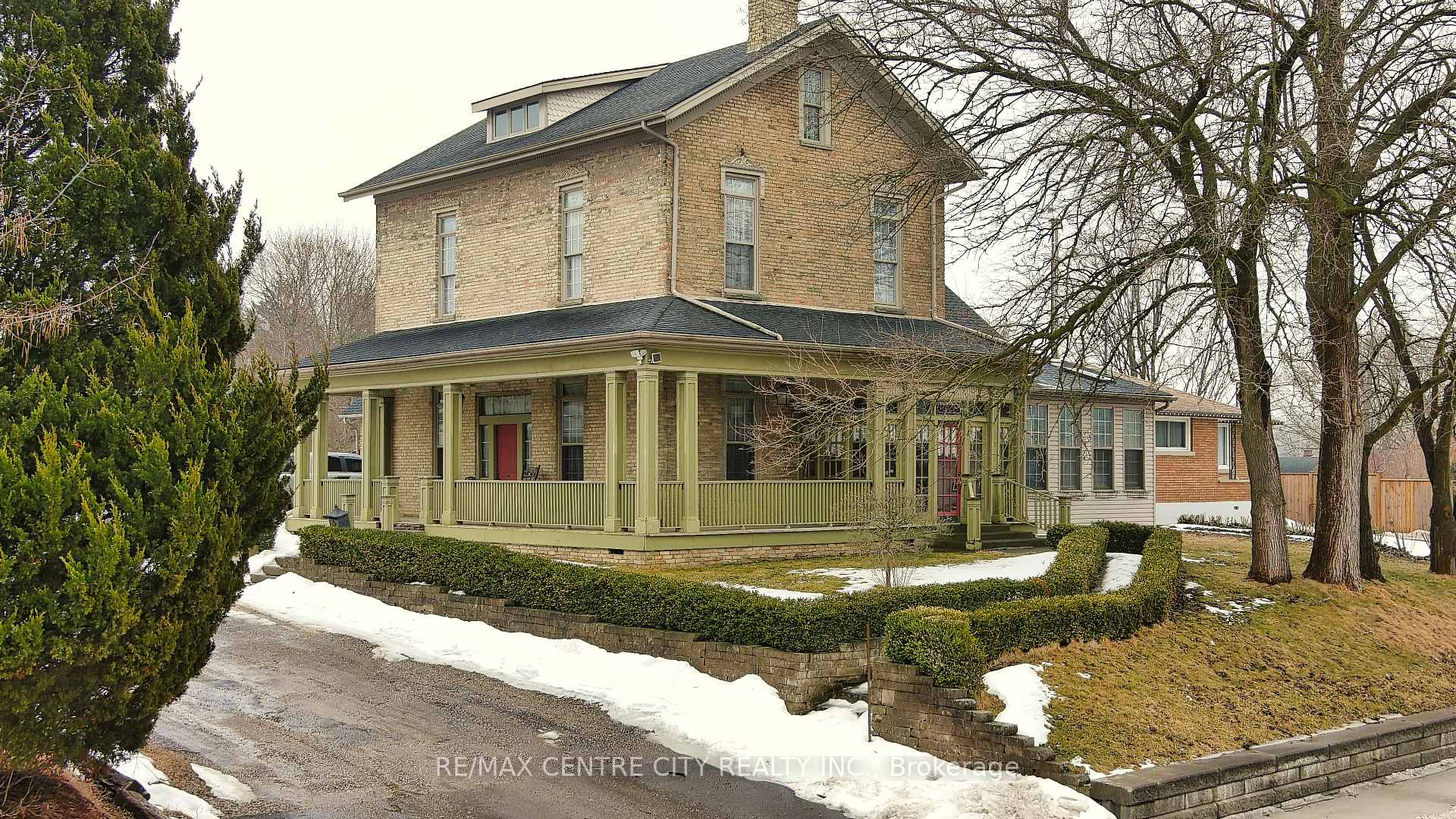 21 PARKSIDE Drive, St. Thomas, ON N5R 3T8