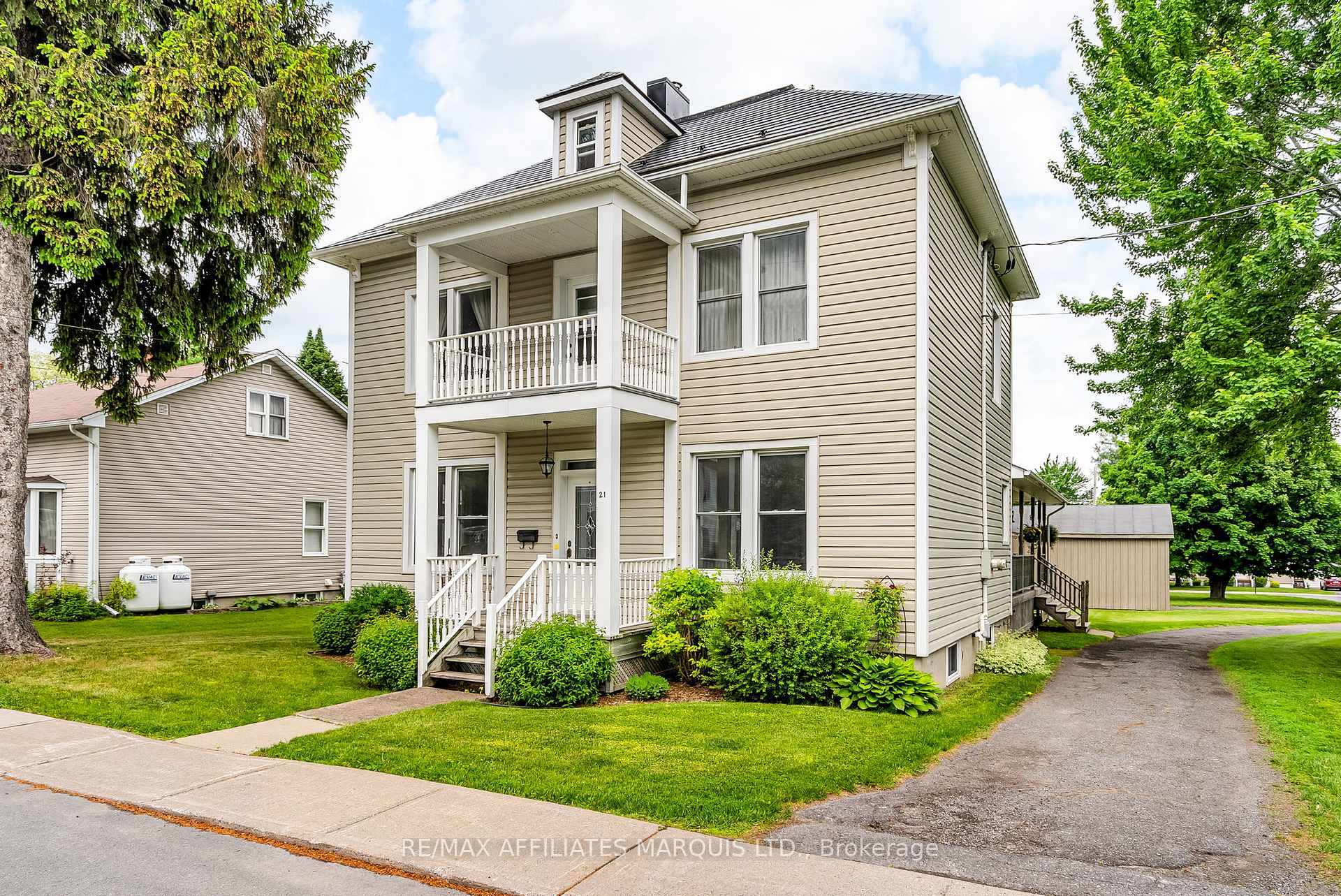 21 Peter Street, North Glengarry, ON K0C 1T0