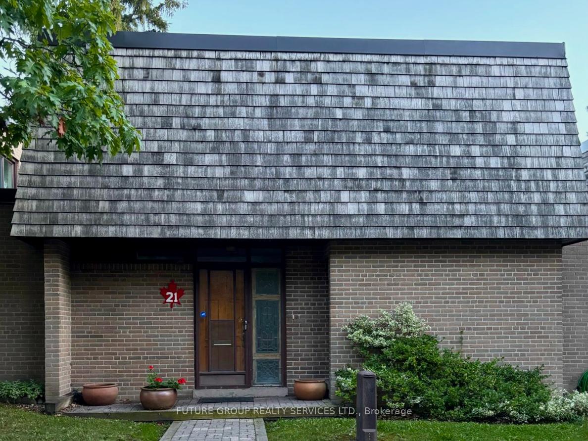 21 Raintree Path, Toronto, ON M9C 5A9