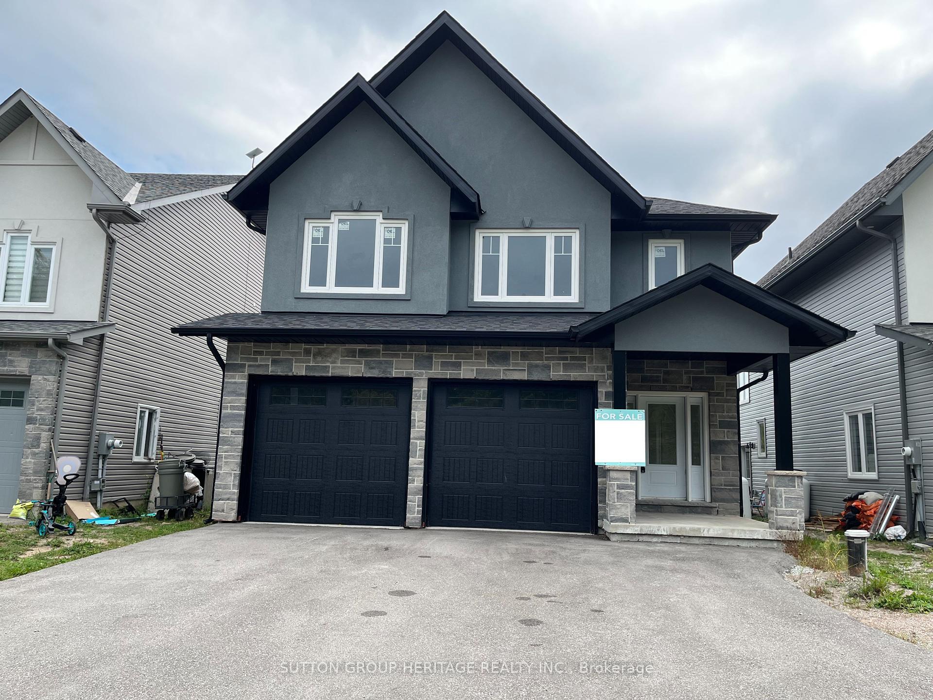 21 Rosy Beach Court, Ramara, ON L3V 8L2