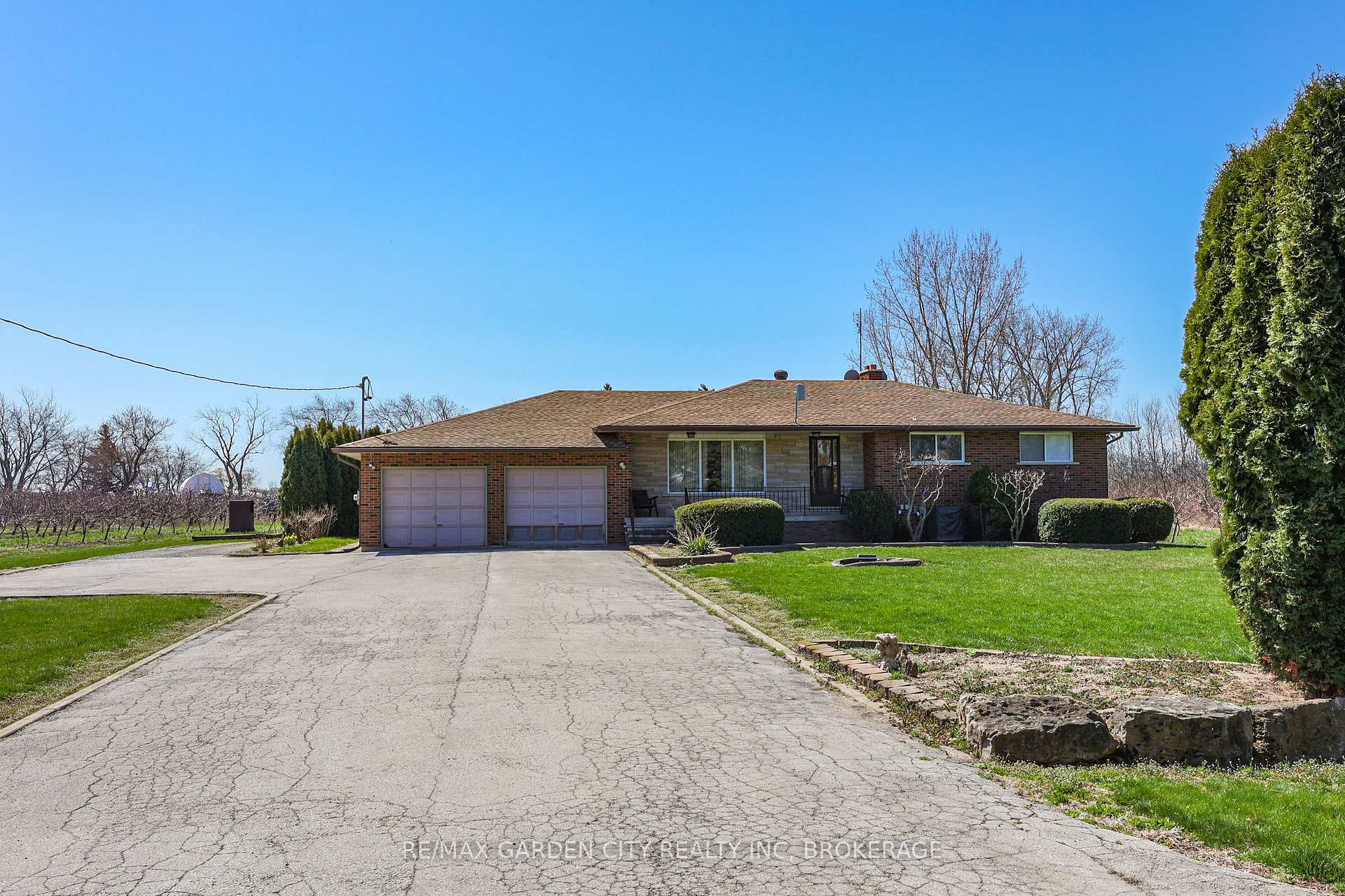 21 Scott Street E, Niagara-on-the-Lake, ON L0S 1J0