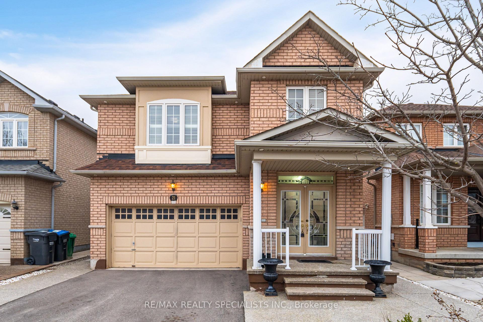 21 Thimbleberry Street, Brampton, ON L7A 3L4