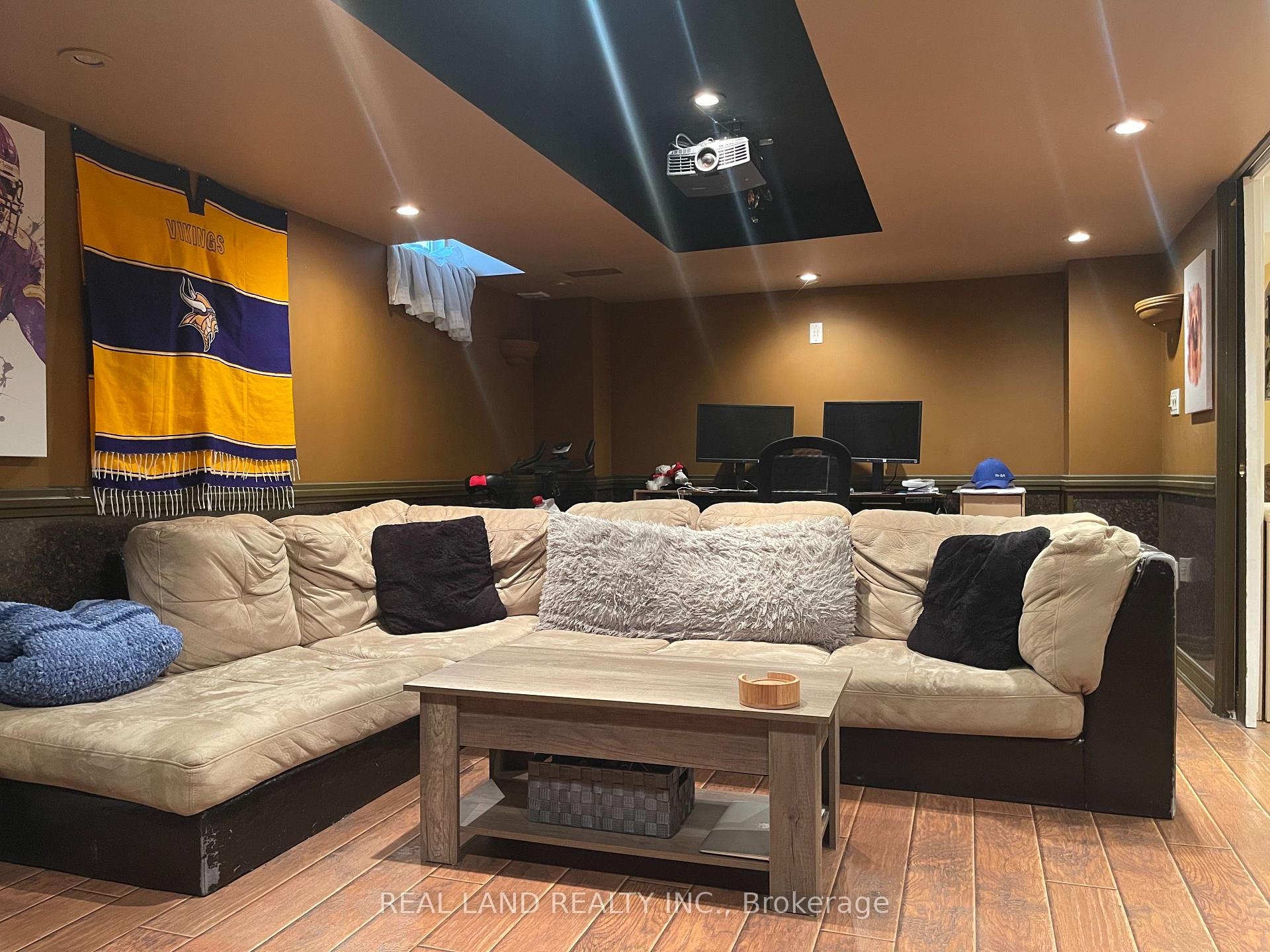 Basement - 21 Victoria Wood Avenue, Markham, ON L6E 1X7