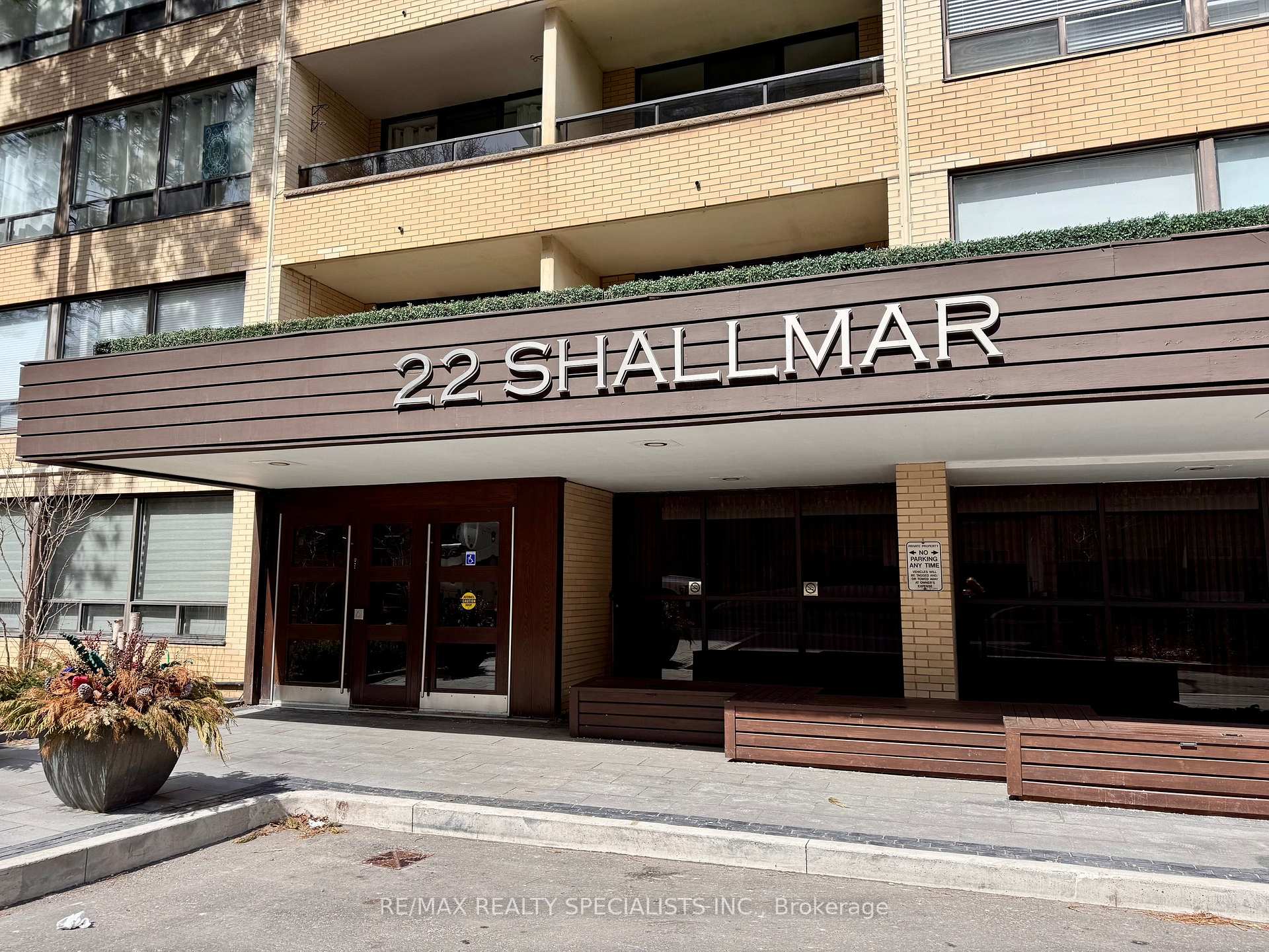 210 - 22 Shallmar Boulevard, Toronto, ON M5N 2Z8