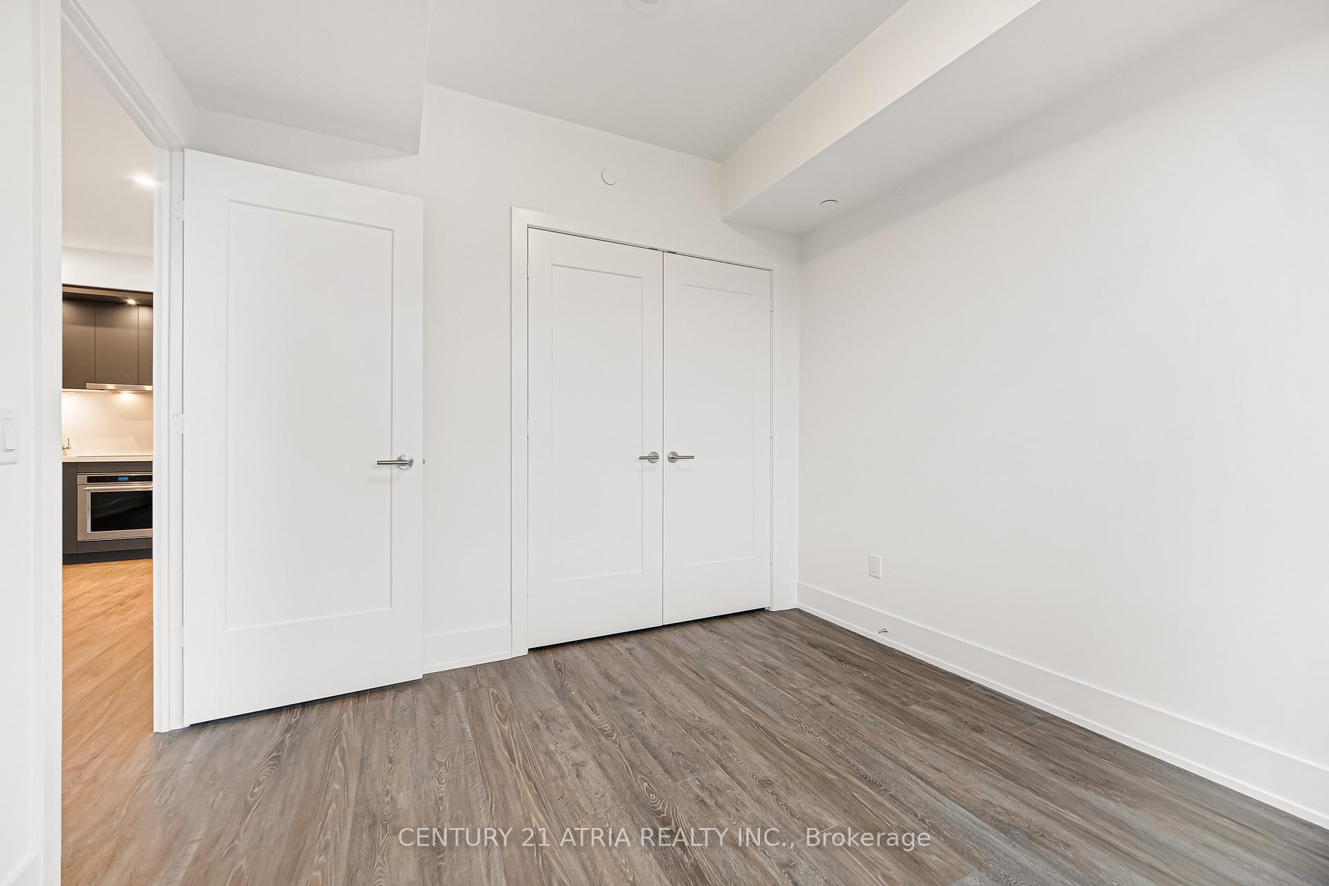 210 - 259 The Kingsway, Toronto, ON M8X 2S9