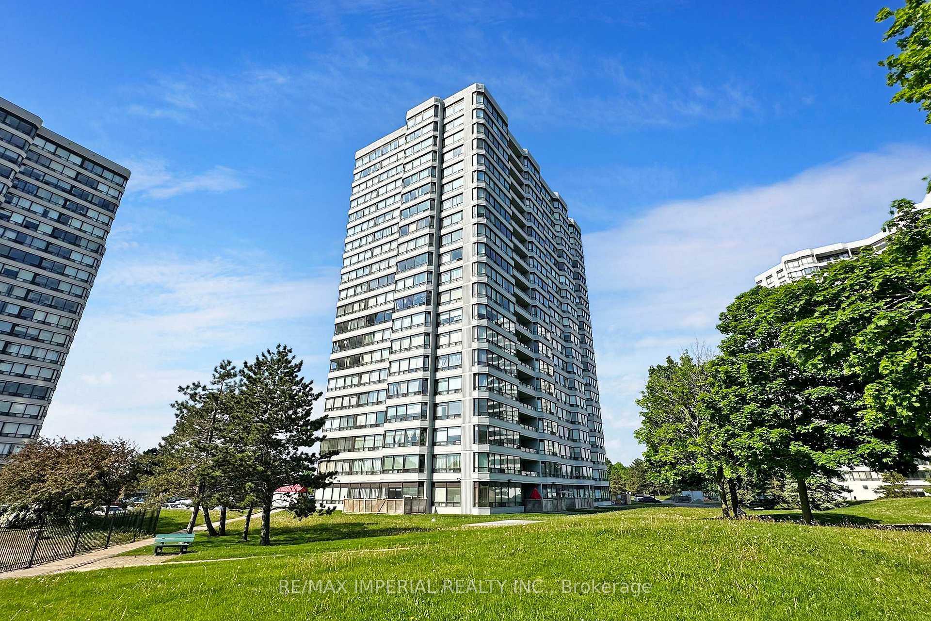 210 - 330 Alton Towers Circle, Toronto, ON M1V 5H3