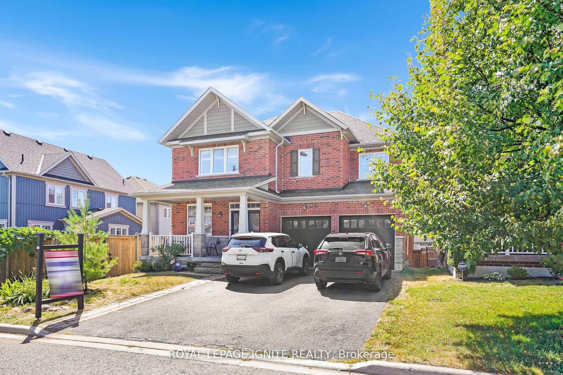 210 Blackwell Crescent, Oshawa, ON L1L 0C9