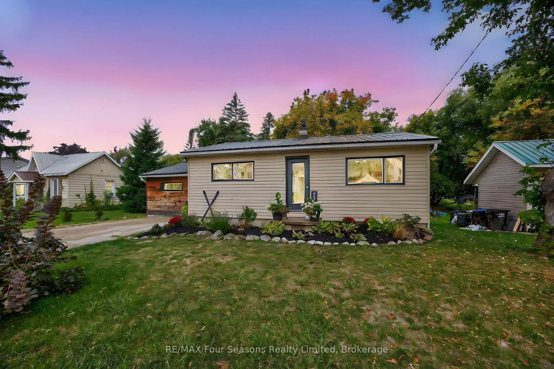 Clearview Real Estate MLS® Listings & Houses For Sale