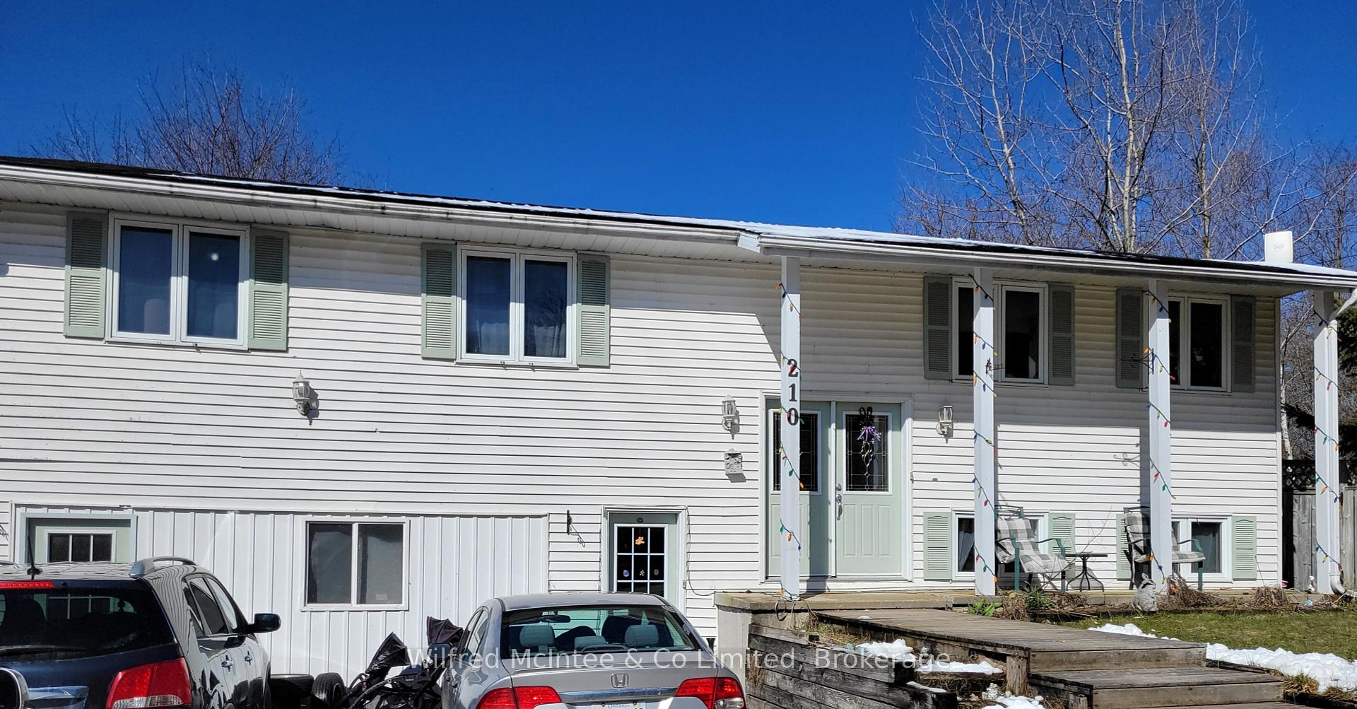 210 Countess Street N, West Grey, ON N0G 1R0