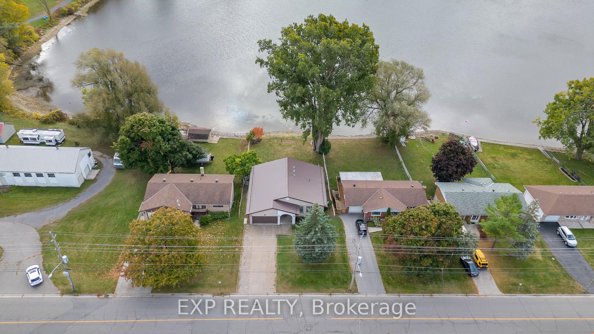 210 Main Street, Deseronto, ON K0K 1X0