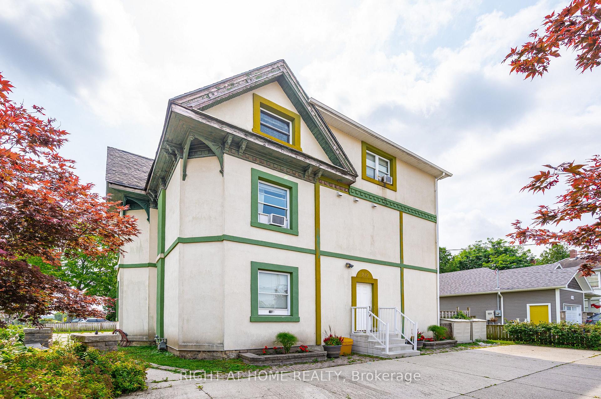 210 York Street, Minto, ON N0G 2P0