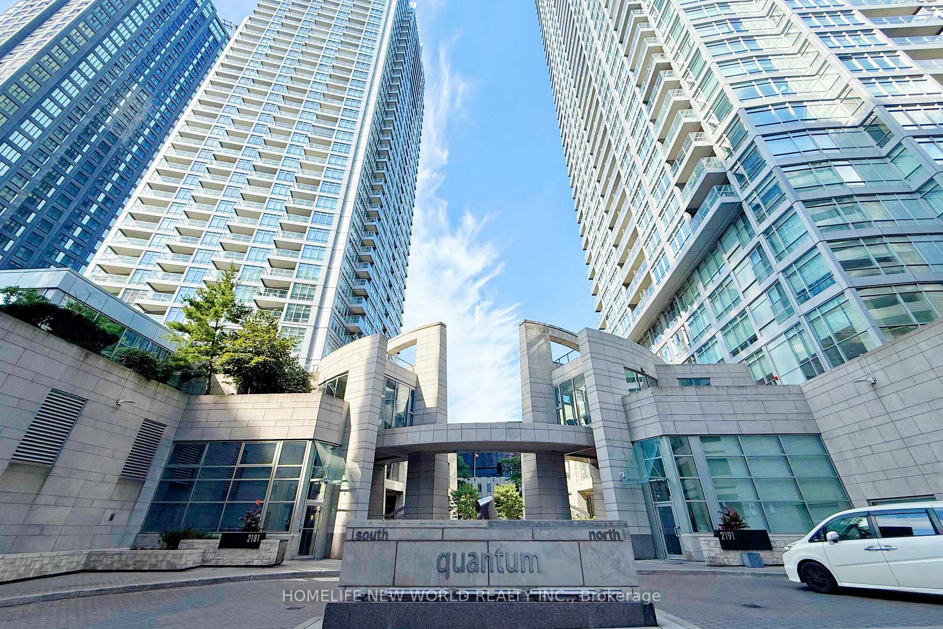 2105 - 2181 Yonge Street, Toronto, ON M4S 3H7