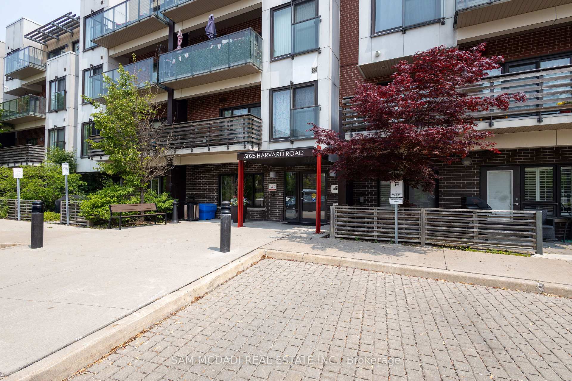 211 - 5025 Harvard Road, Mississauga, ON L5M 0W6