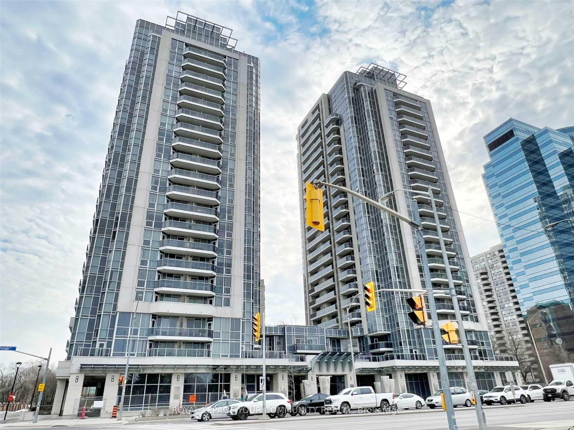 211 - 5793 Yonge Street, Toronto, ON M2M 0A9