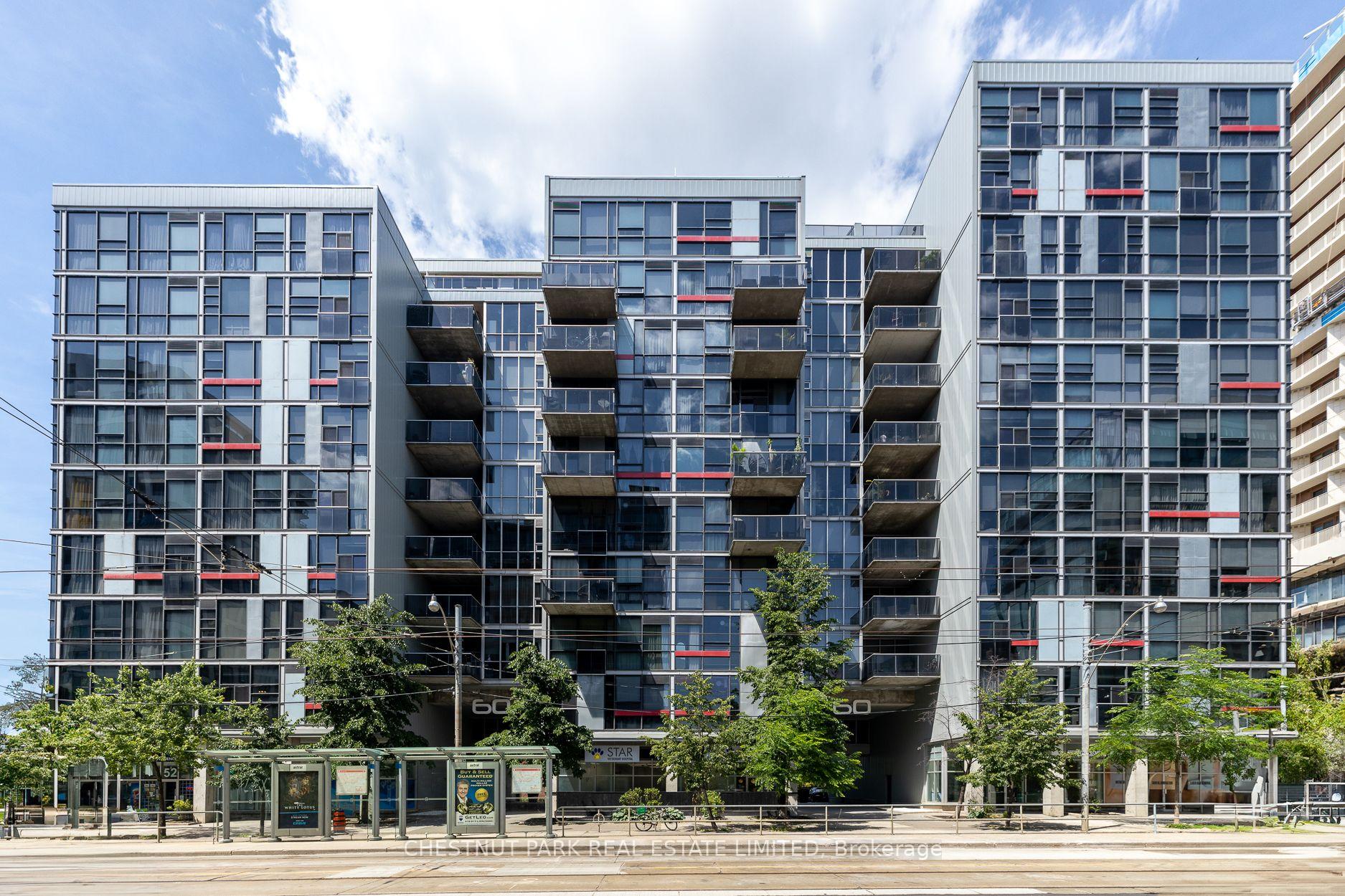 211 - 60 Bathurst Street, Toronto, ON M5V 2P4
