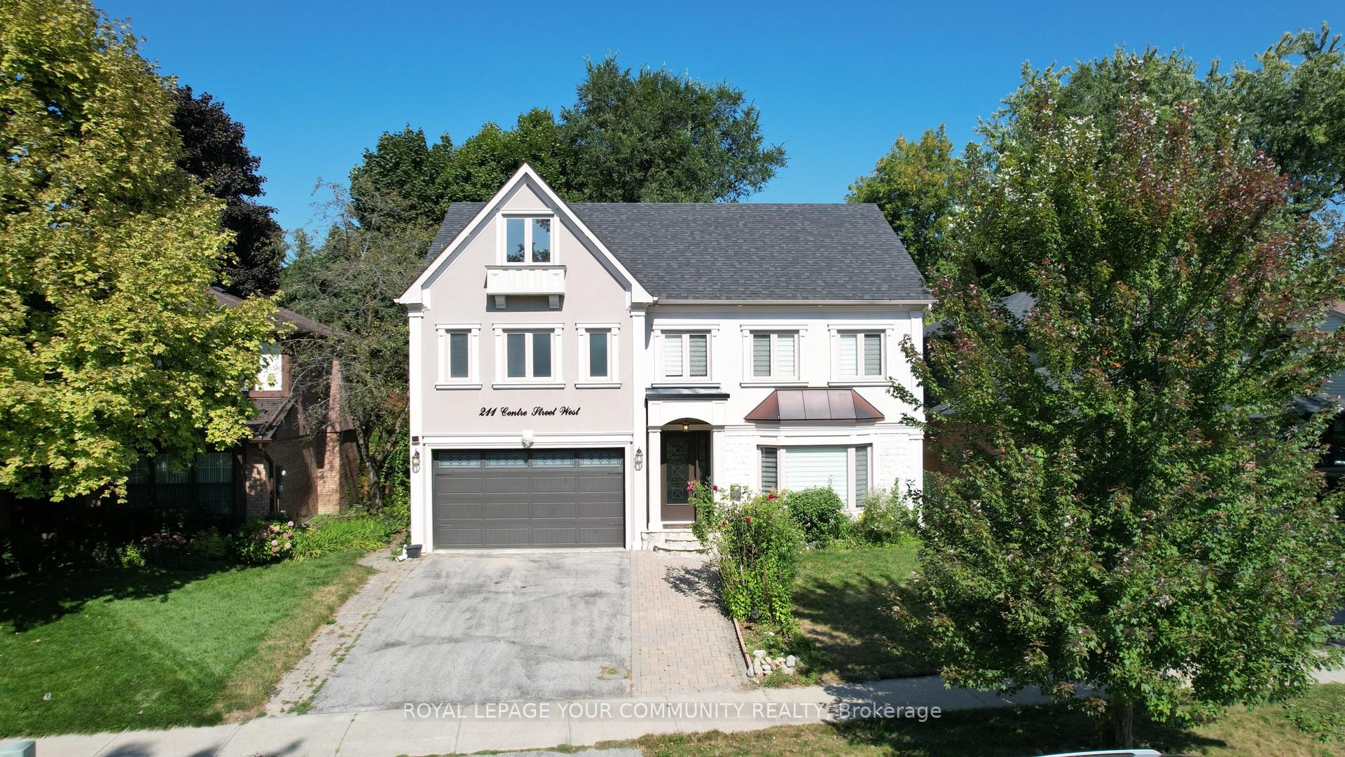 211 Centre Street W, Richmond Hill, ON L4C 3P9