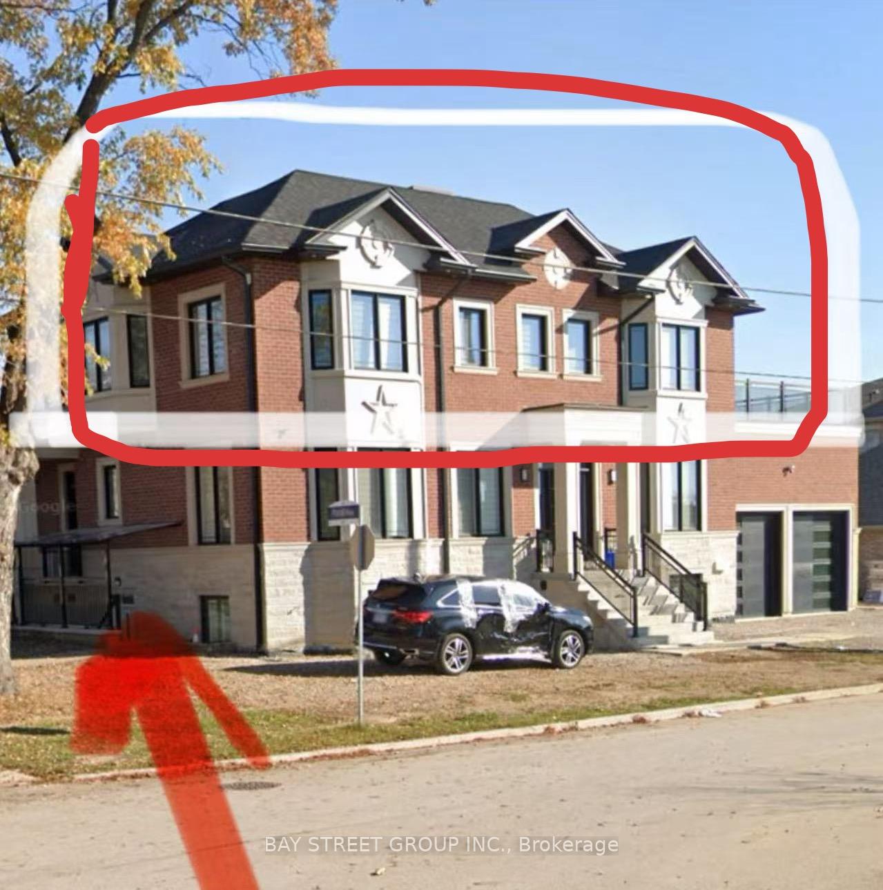 211 Cornelius Parkway, Toronto, ON M6L 2K8