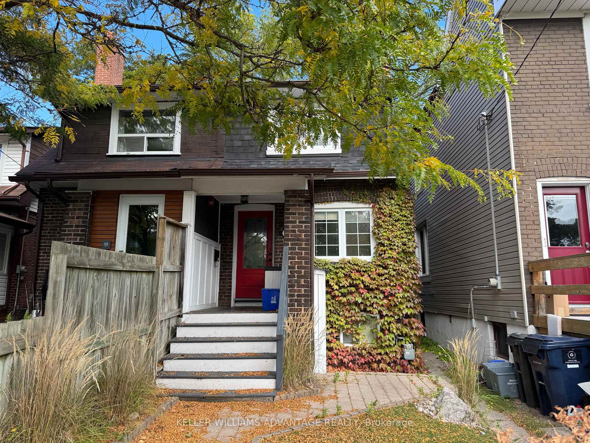 Main&Up - 211 Golfview Avenue, Toronto, ON M4E 2K8