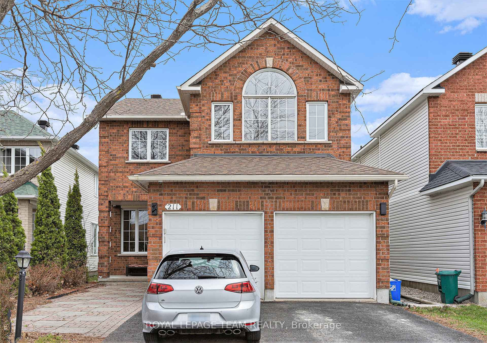 211 STONEWAY Drive, Barrhaven, ON K2G 6R2