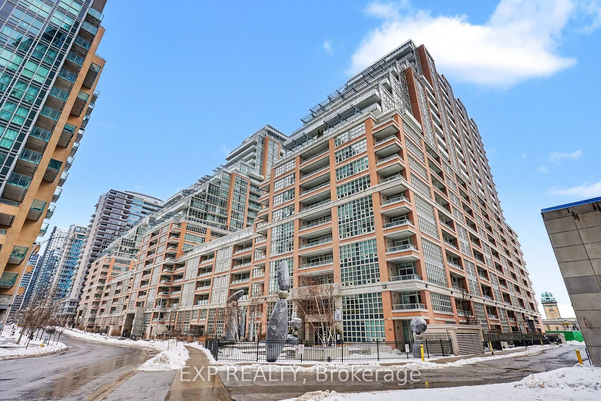 2111 - 85 East Liberty Street, Toronto, ON M6K 3R4