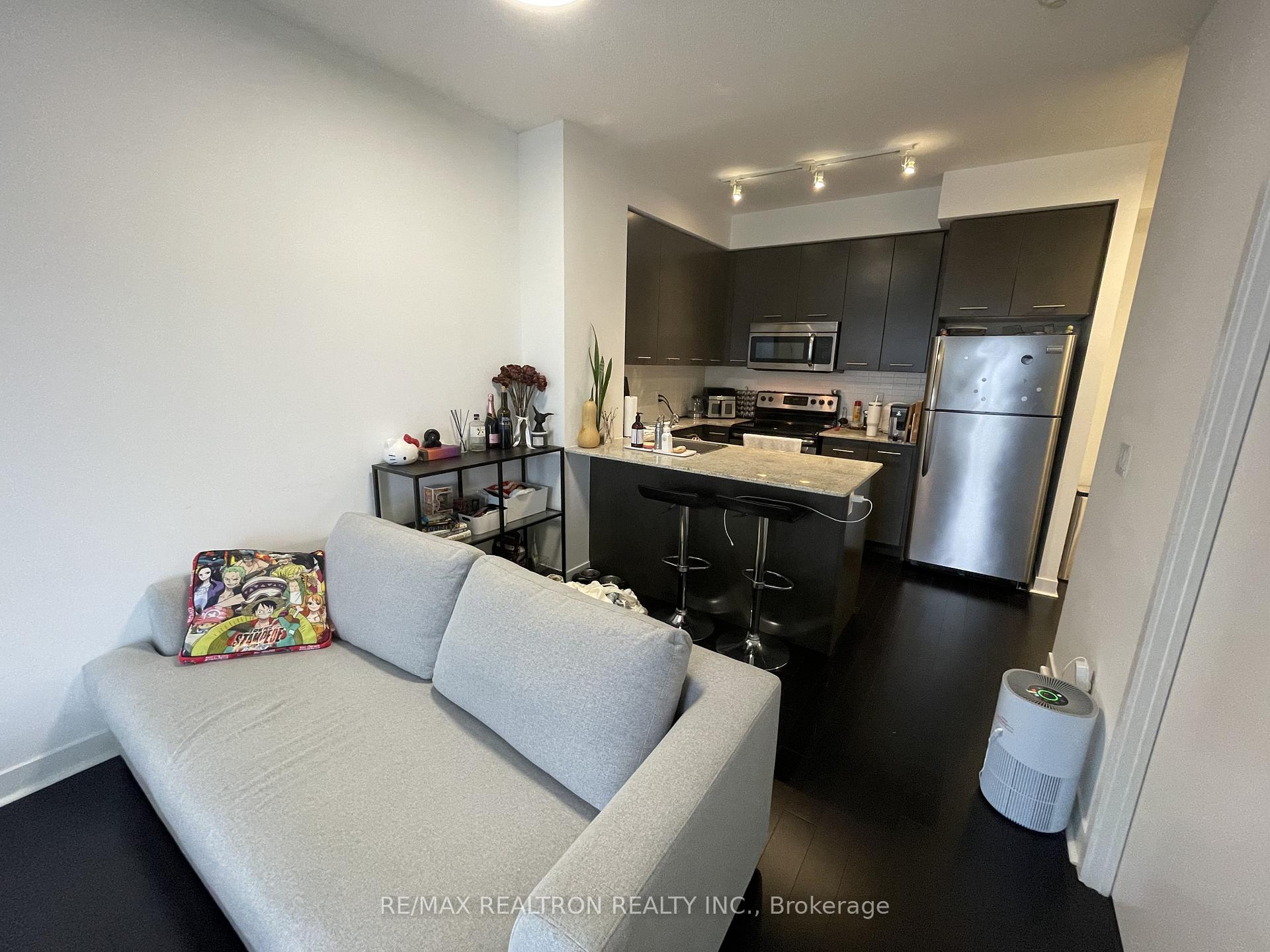 2112 - 365 Prince Of Wales Drive, Mississauga, ON L5B 0G6