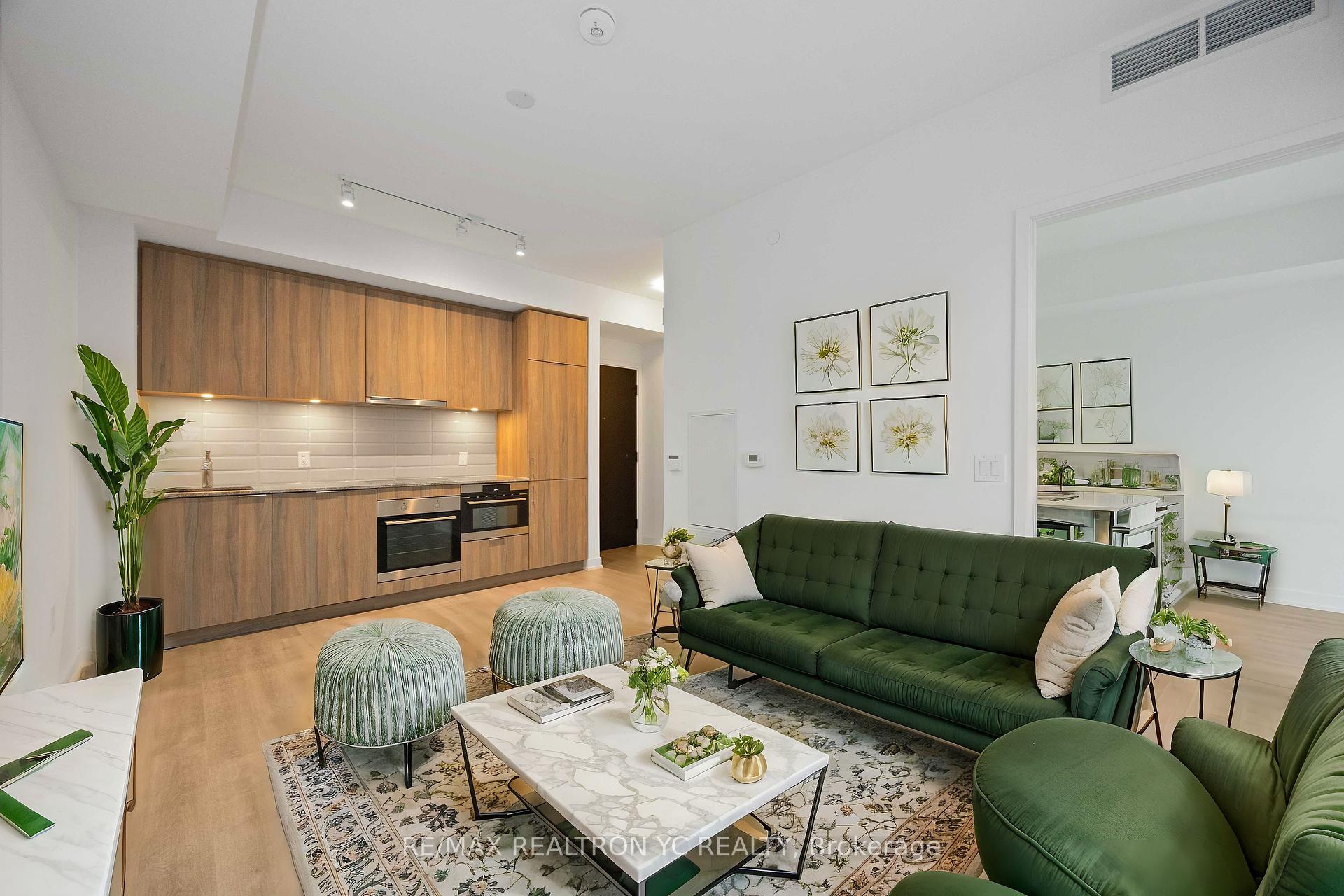 2114 - 158 Front Street, Toronto, ON M5A 0K9