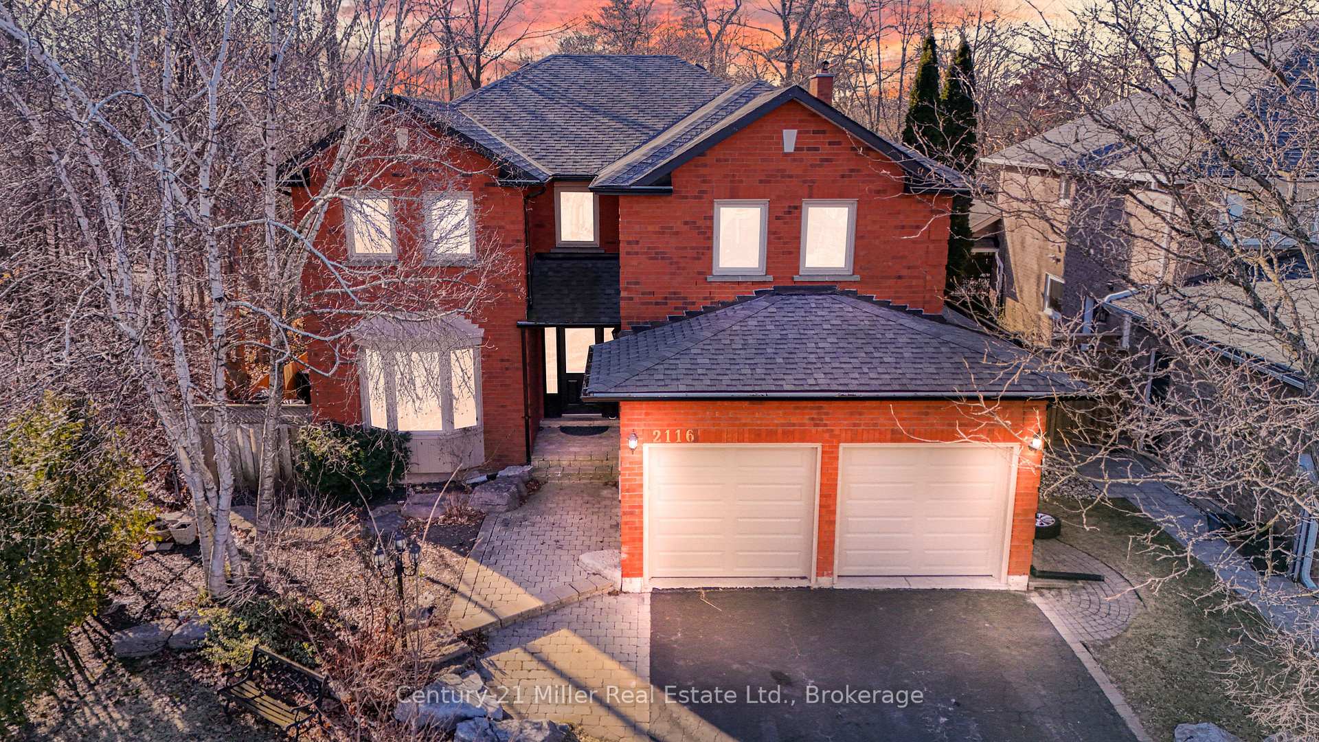 2116 Munn's Avenue, Oakville, ON L6H 4K4