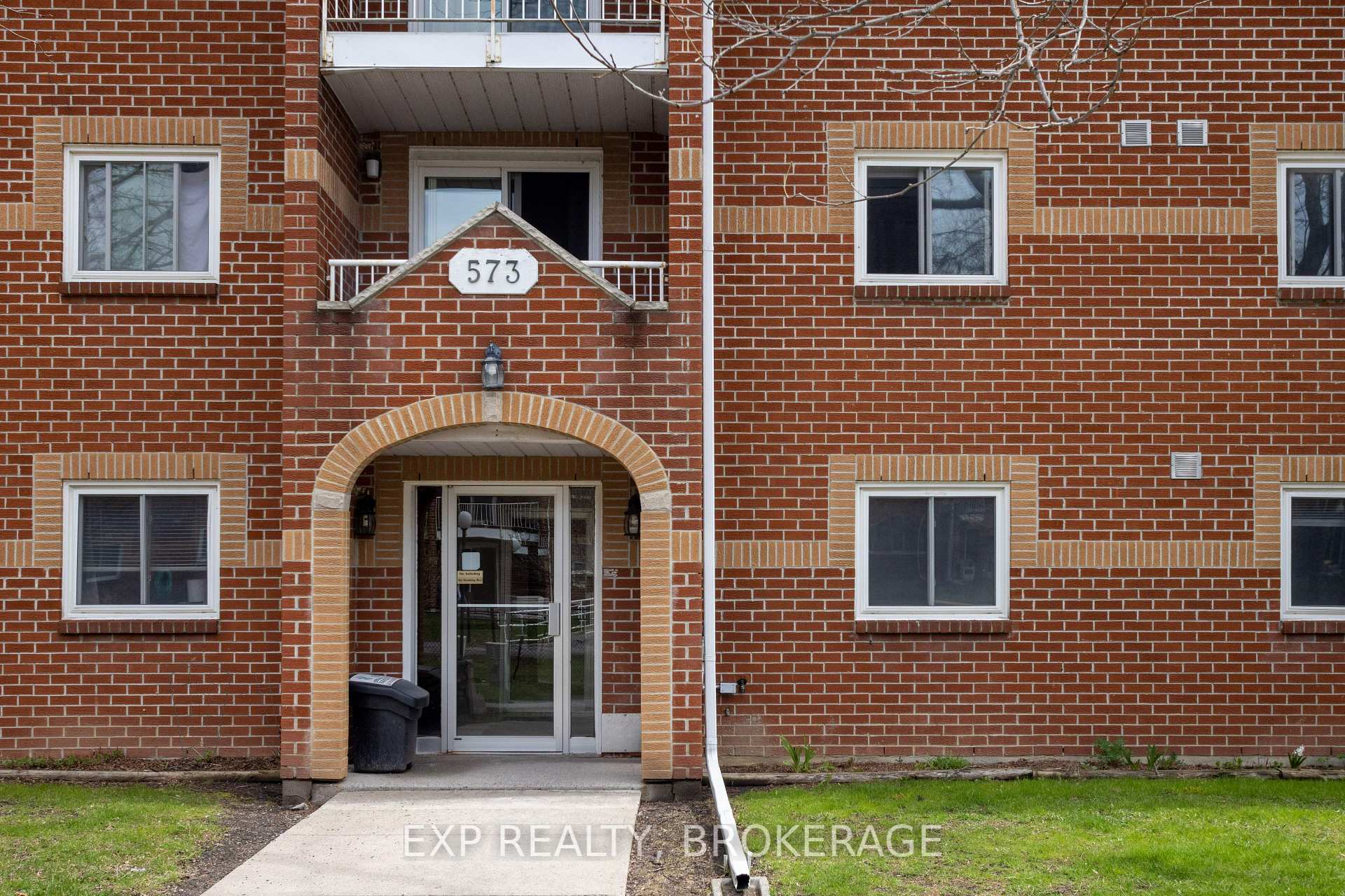 212 - 573 Armstrong Road, Kingston, ON K7M 8J8