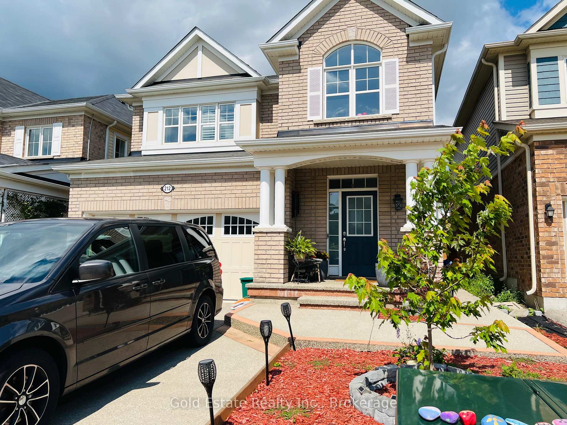 212 Spring Creek Drive, Hamilton, ON L0R 2H8