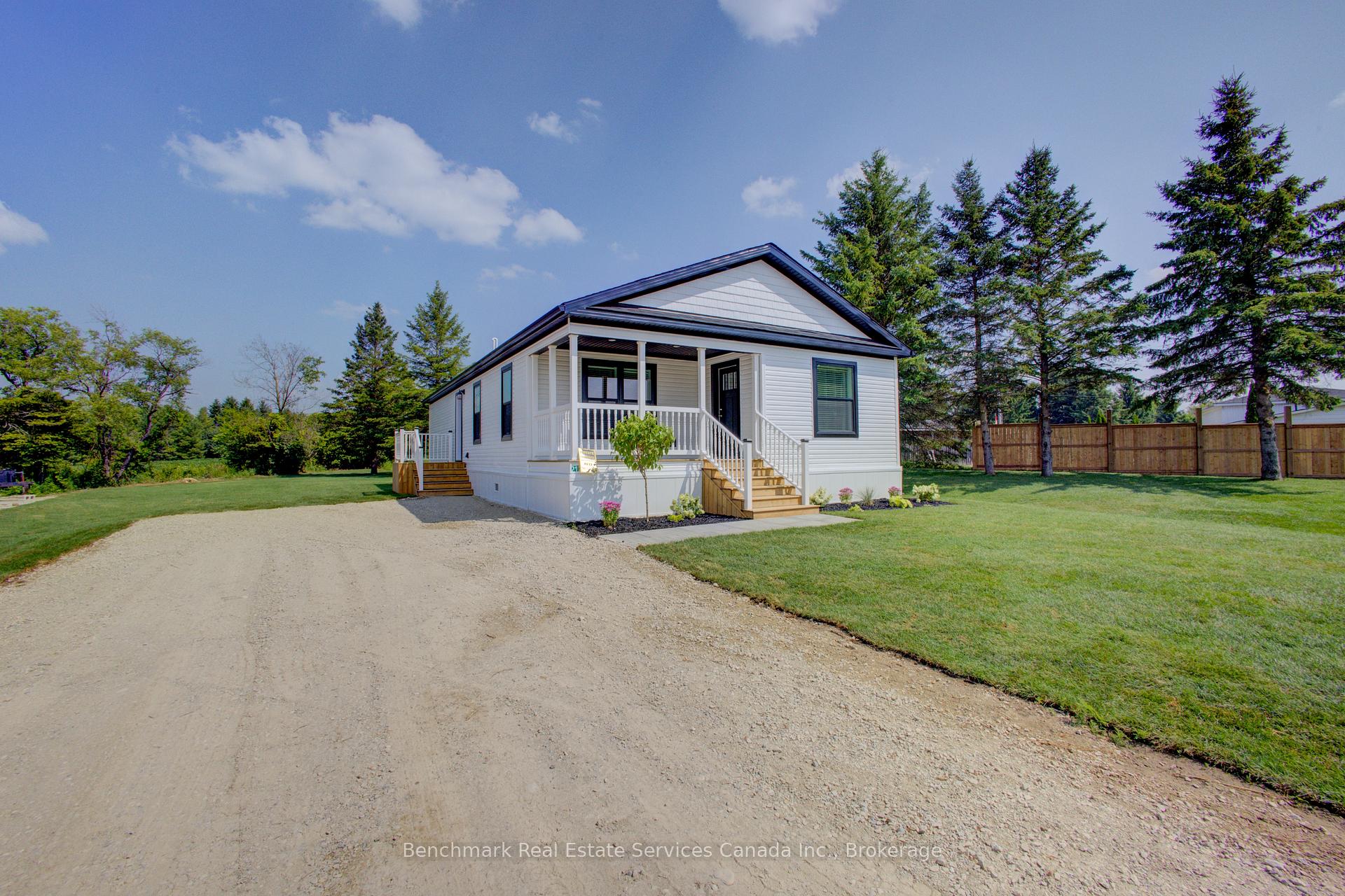 212 SPRUCE Drive, West Grey, ON N4N 3B8