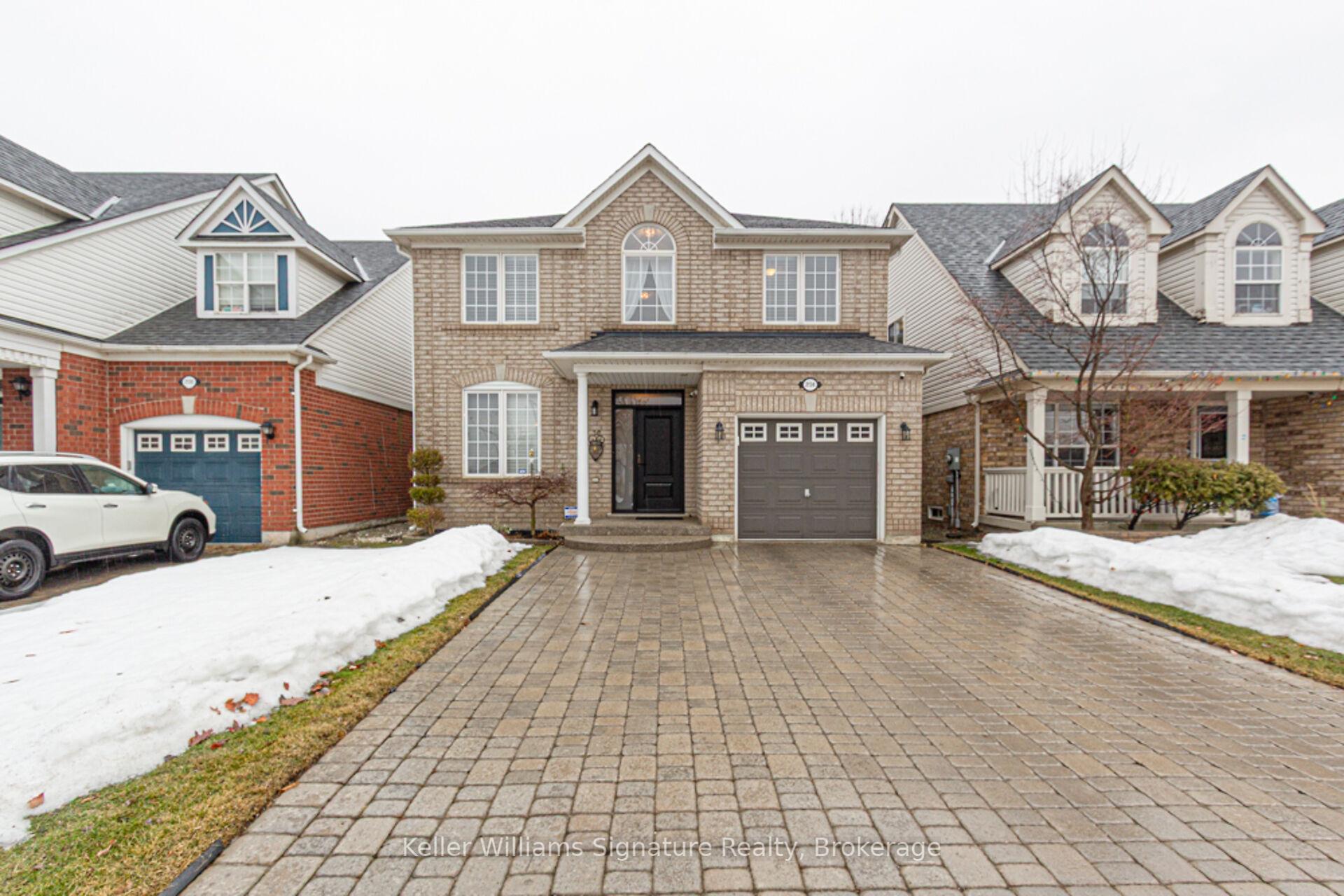 2134 Grand Oak Trail, Oakville, ON L6M 4S7