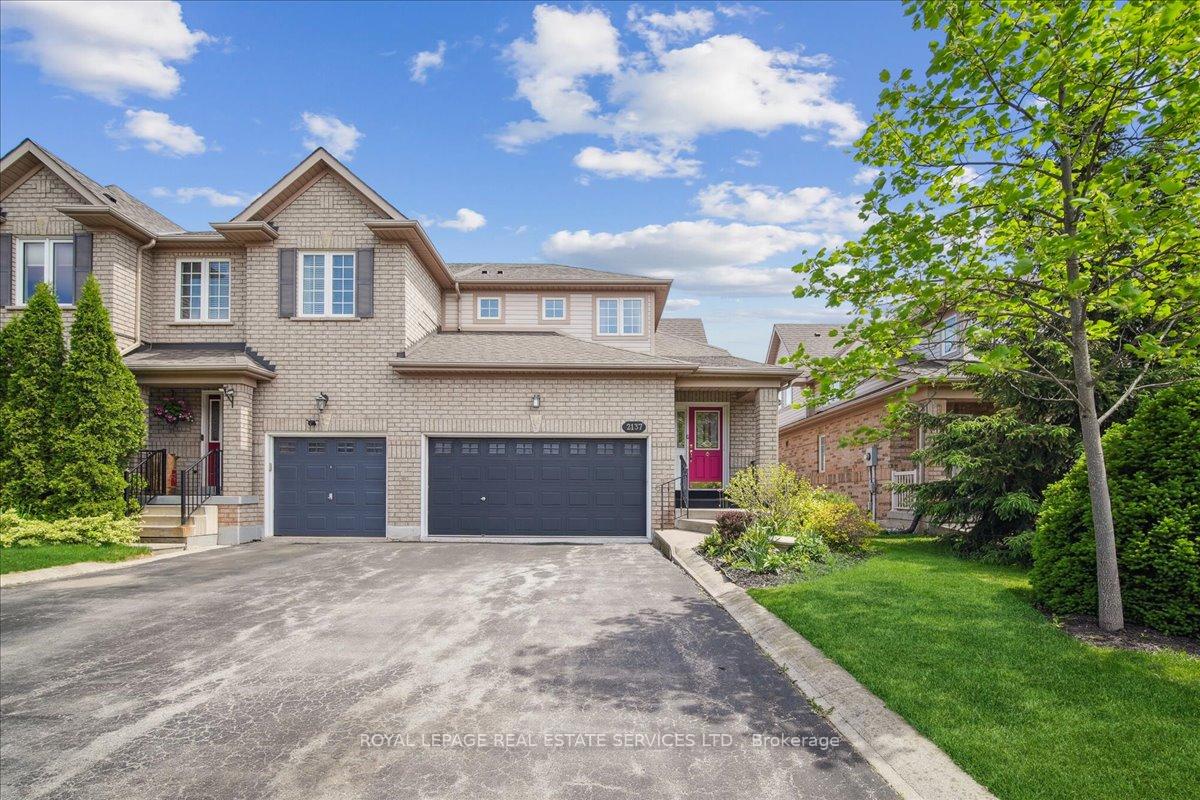 2137 Forest Gate Park, Oakville, ON L6M 4B4
