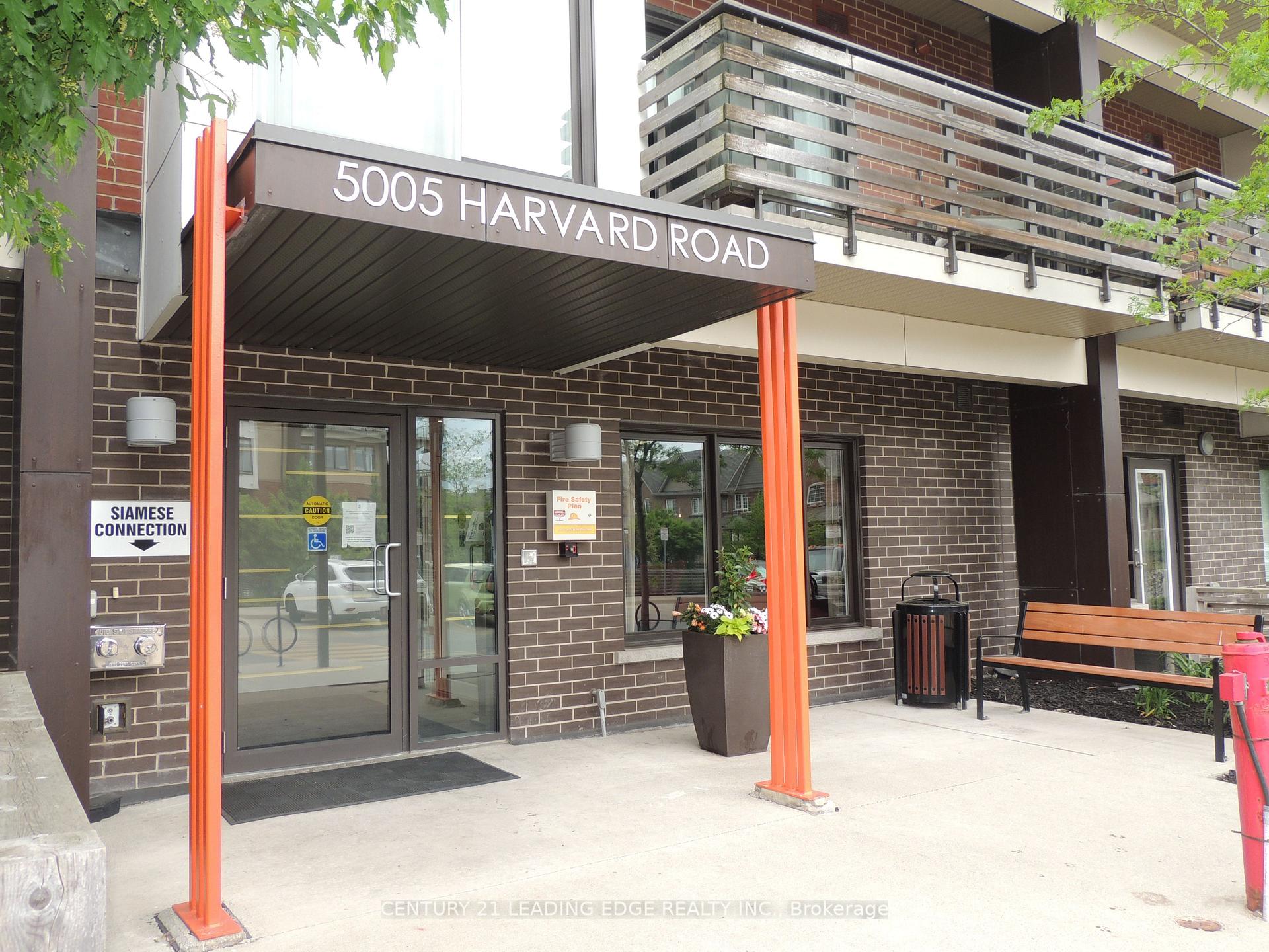 214 - 5005 HARVARD Road, Mississauga, ON L5M 0W5