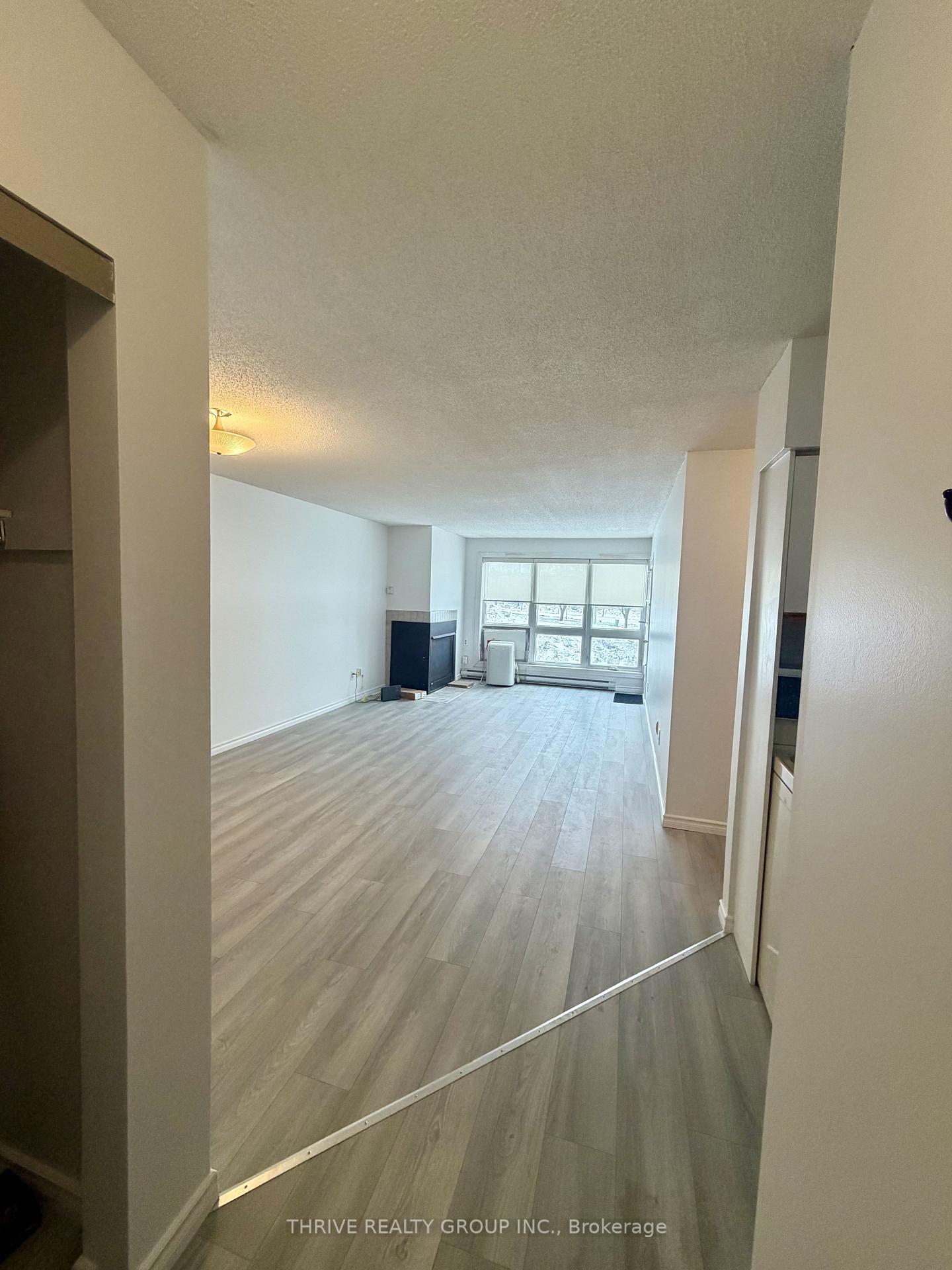 214 - 9 Jacksway Crescent, London North, ON N5X 3T7