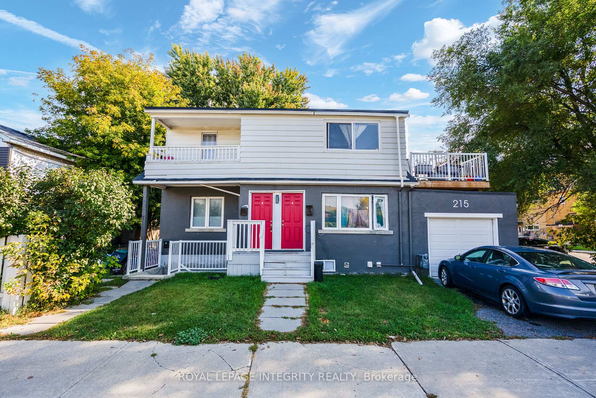 215 Baribeau Street, Vanier and Kingsview Park, ON K1L 7R5