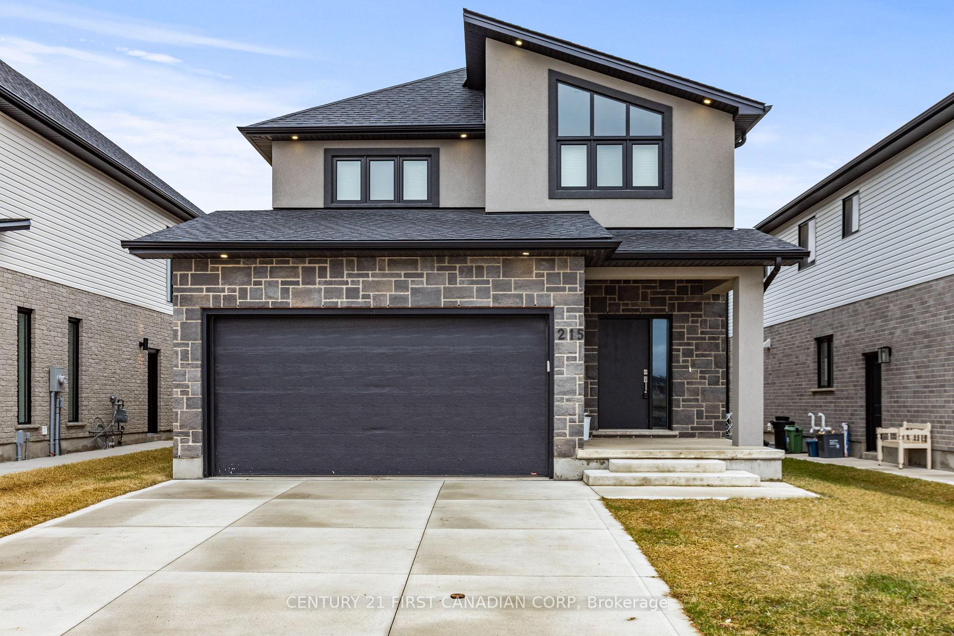 215 ROY MCDONALD Drive N, London, ON N6L 0J1