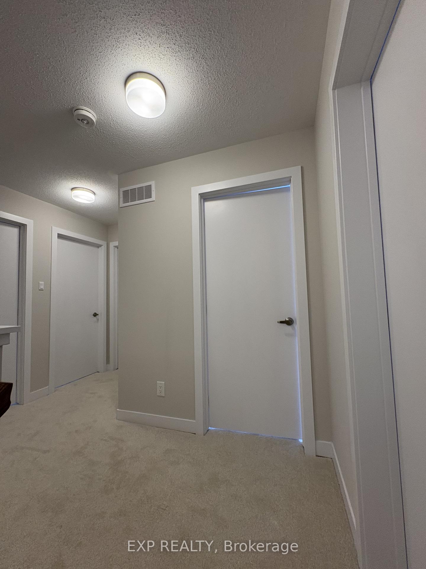 215 Ryan Reynolds Way, Orleans - Convent Glen and Area, ON K4A 5T6