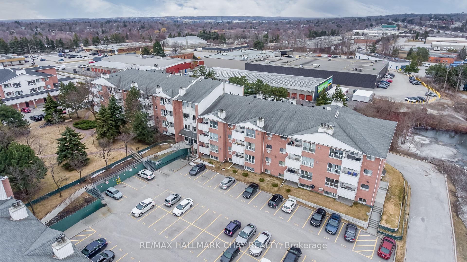 216 - 120 Bell Farm Road, Barrie, ON L4M 6J2