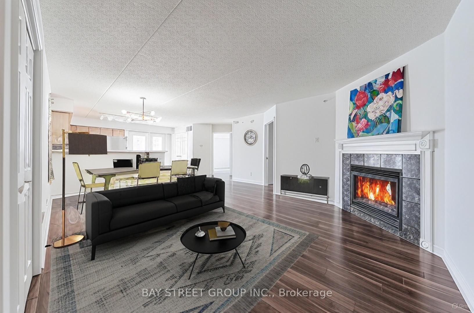 216 - 1480 Bishops Gate, Oakville, ON L6M 4N4