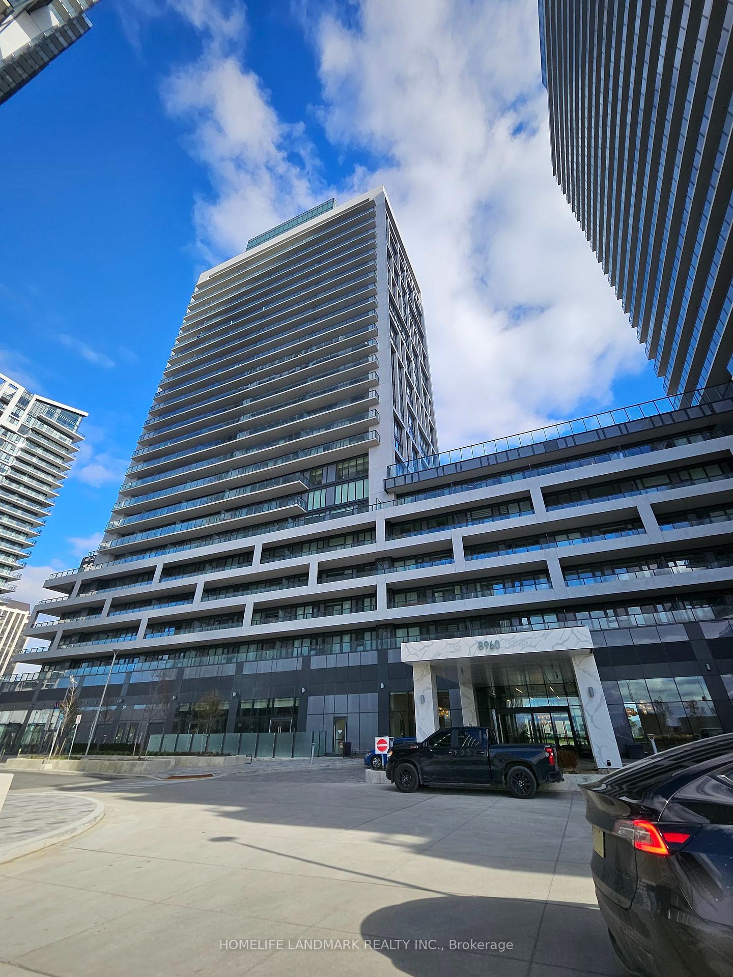 216 - 8960 Jane Street, Vaughan, ON L4K 0N9