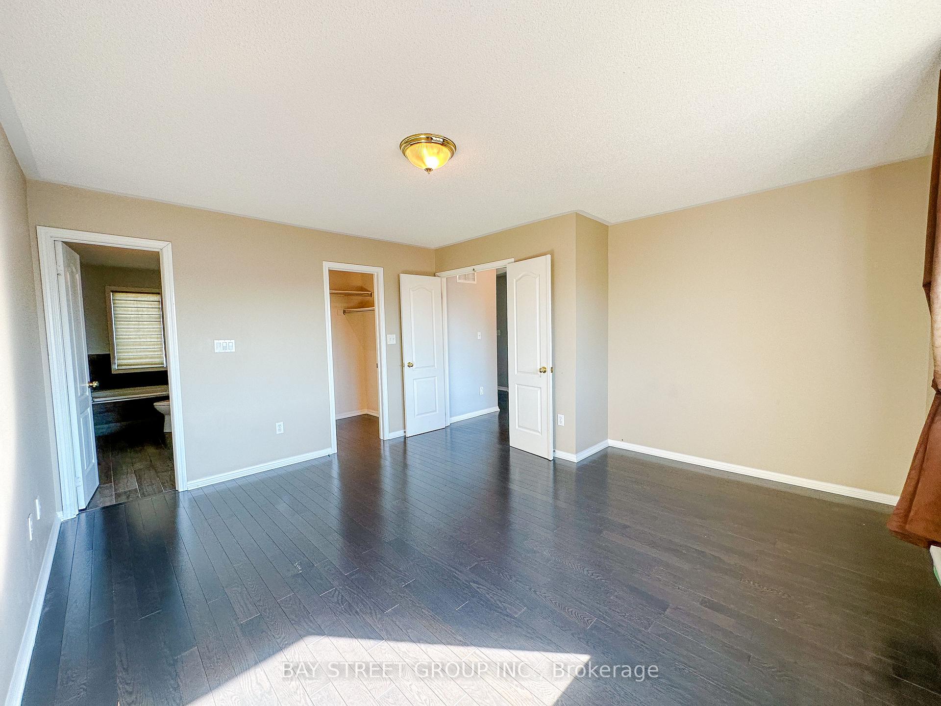 216 Equator Crescent, Vaughan, ON L6A 2Y1