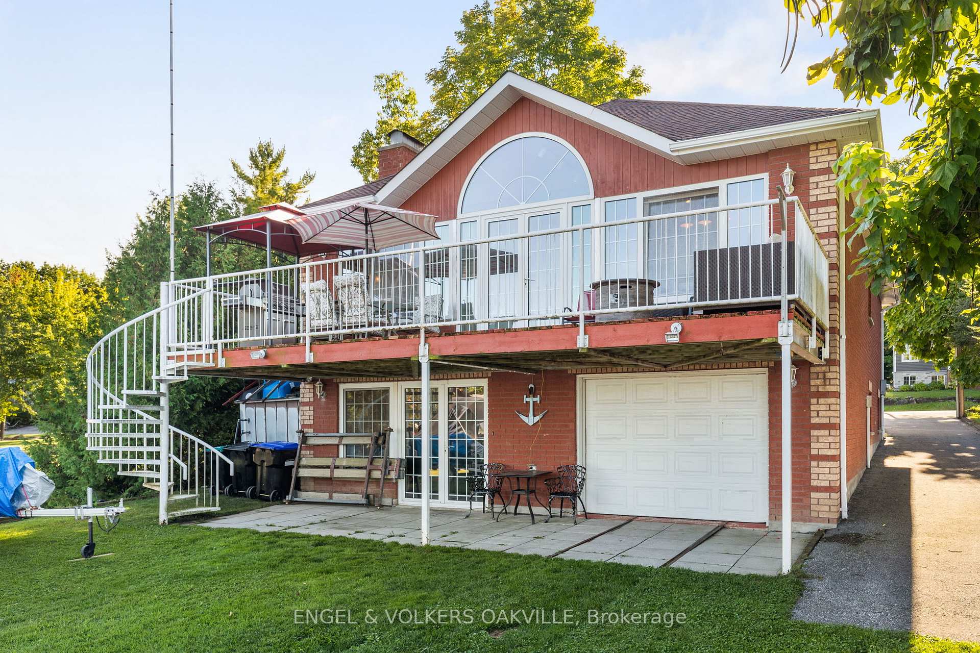 216 Robins Point Road, Tay, ON L0K 2A0