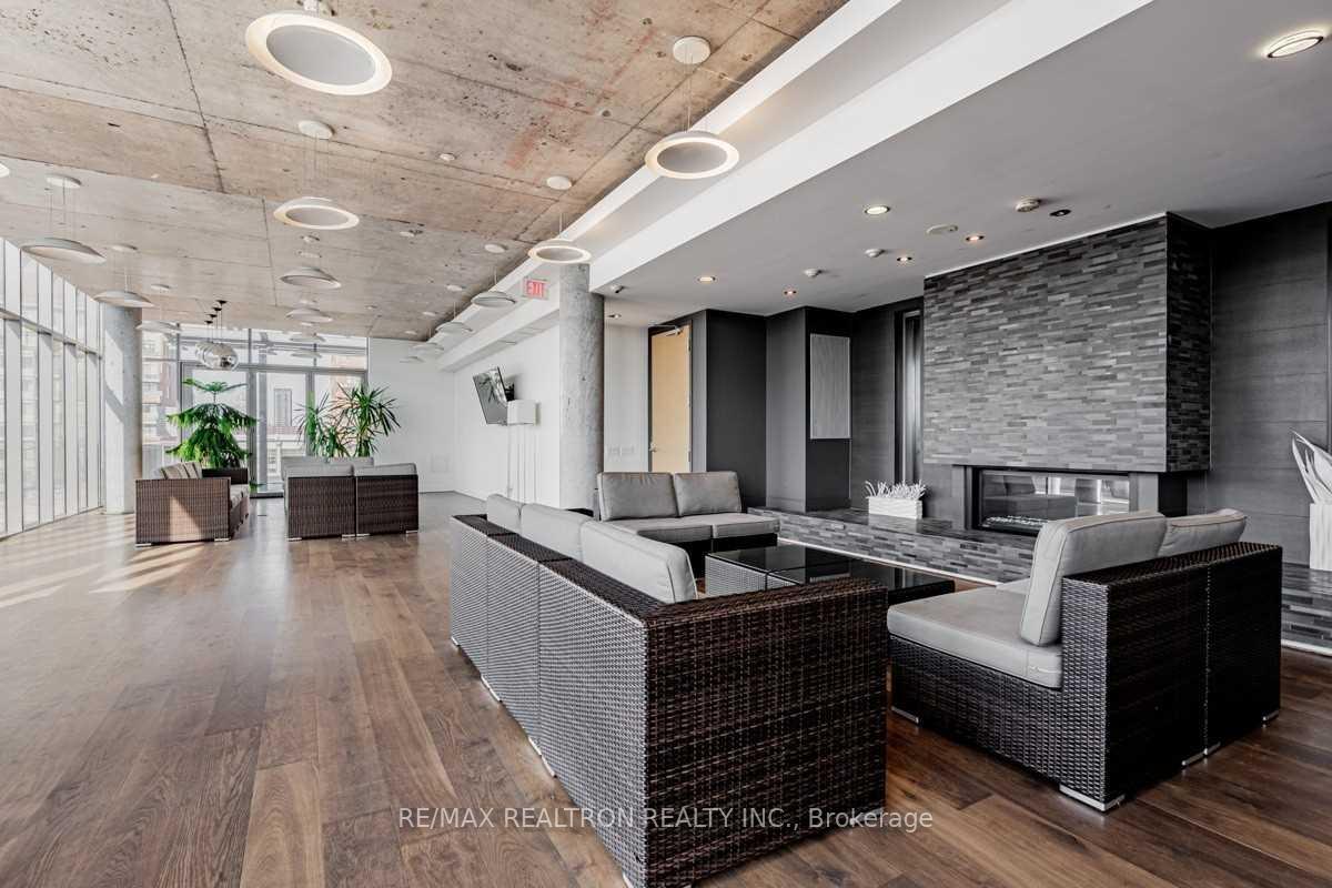 217 - 70 Distillery Lane, Toronto, ON L4H 0X3
