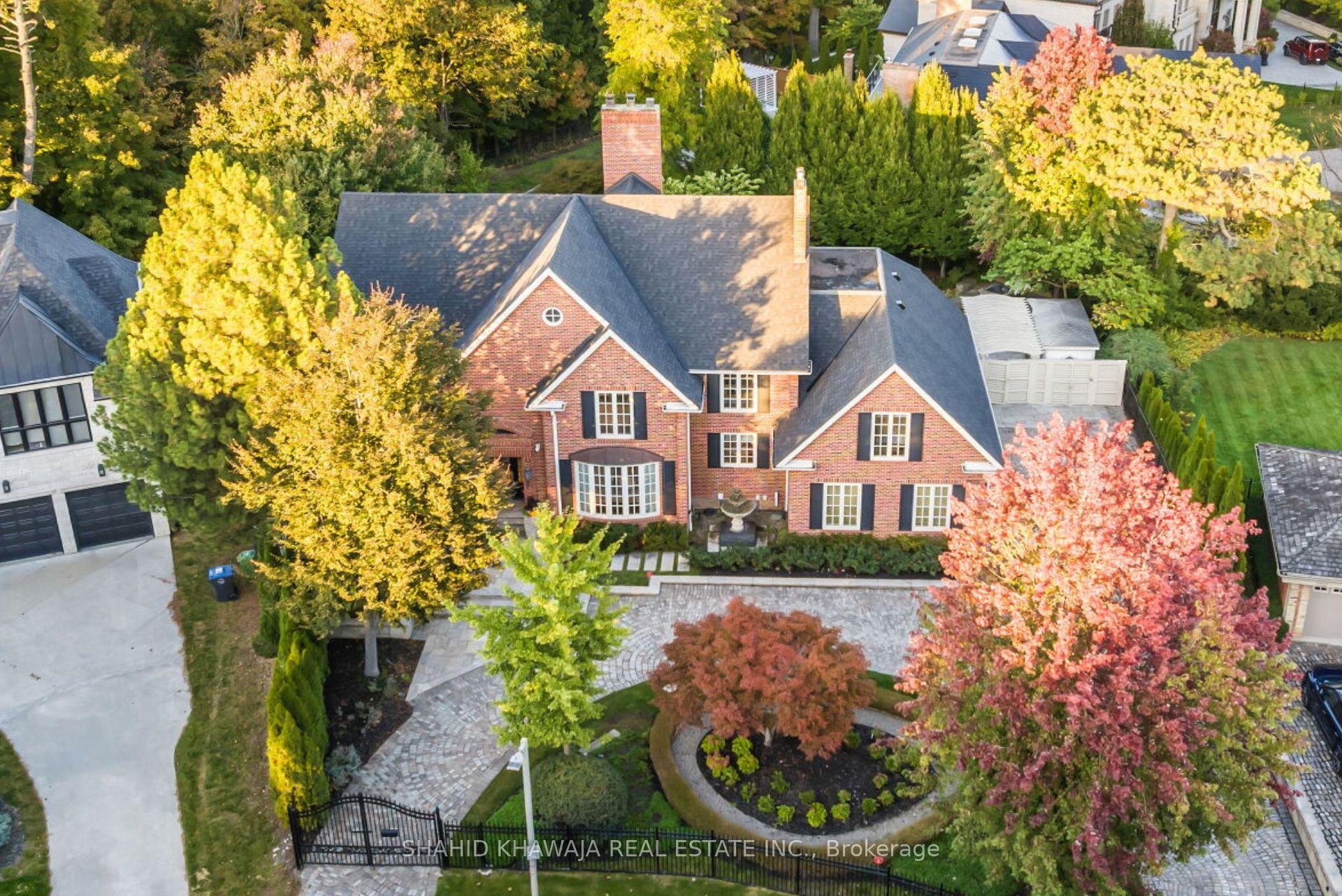 2173 Shawanaga Trail, Mississauga, ON L5H 3X6