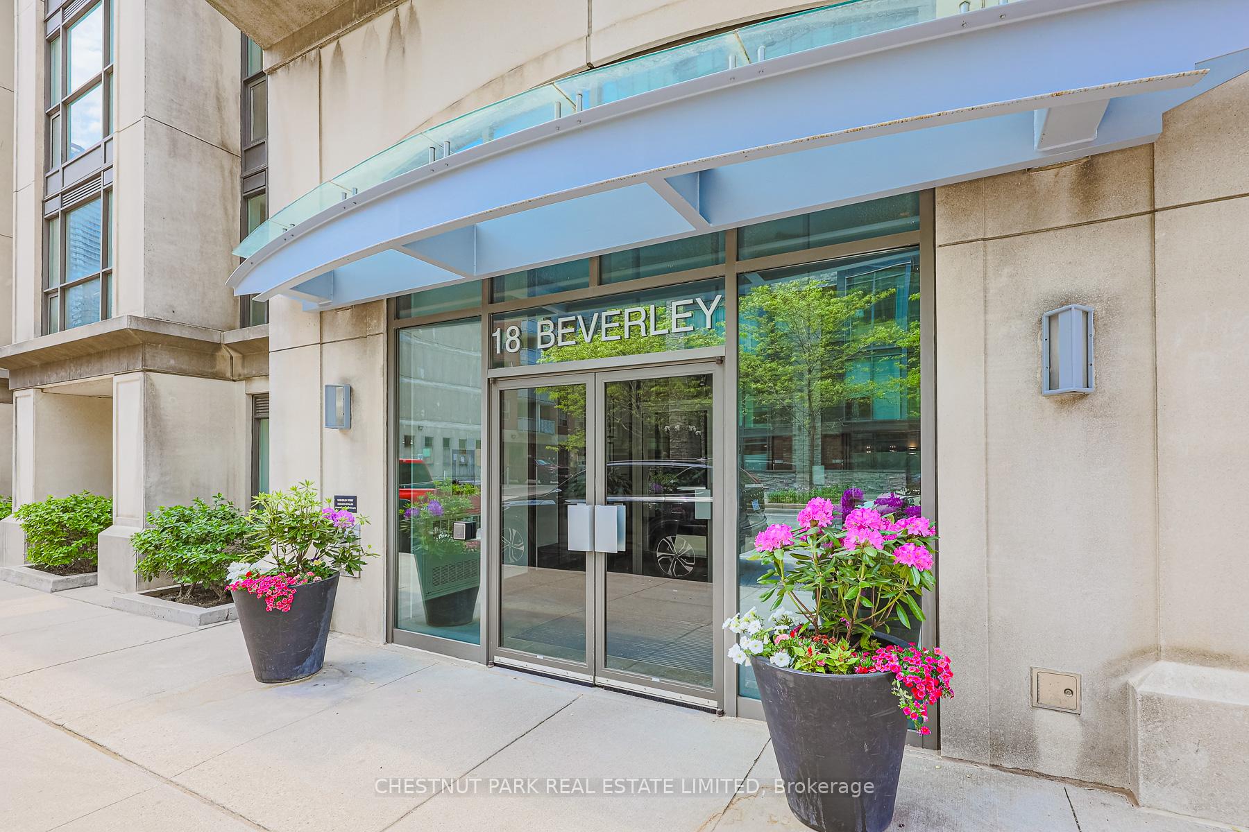 218 - 18 Beverley Street, Toronto, ON M5T 3L2