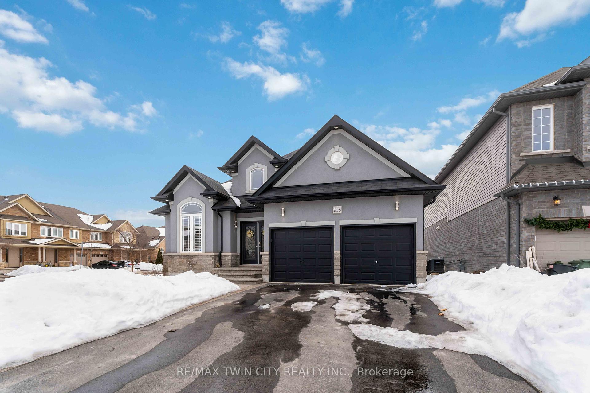 218 Bellagio Avenue, Hamilton, ON L0R 1P0