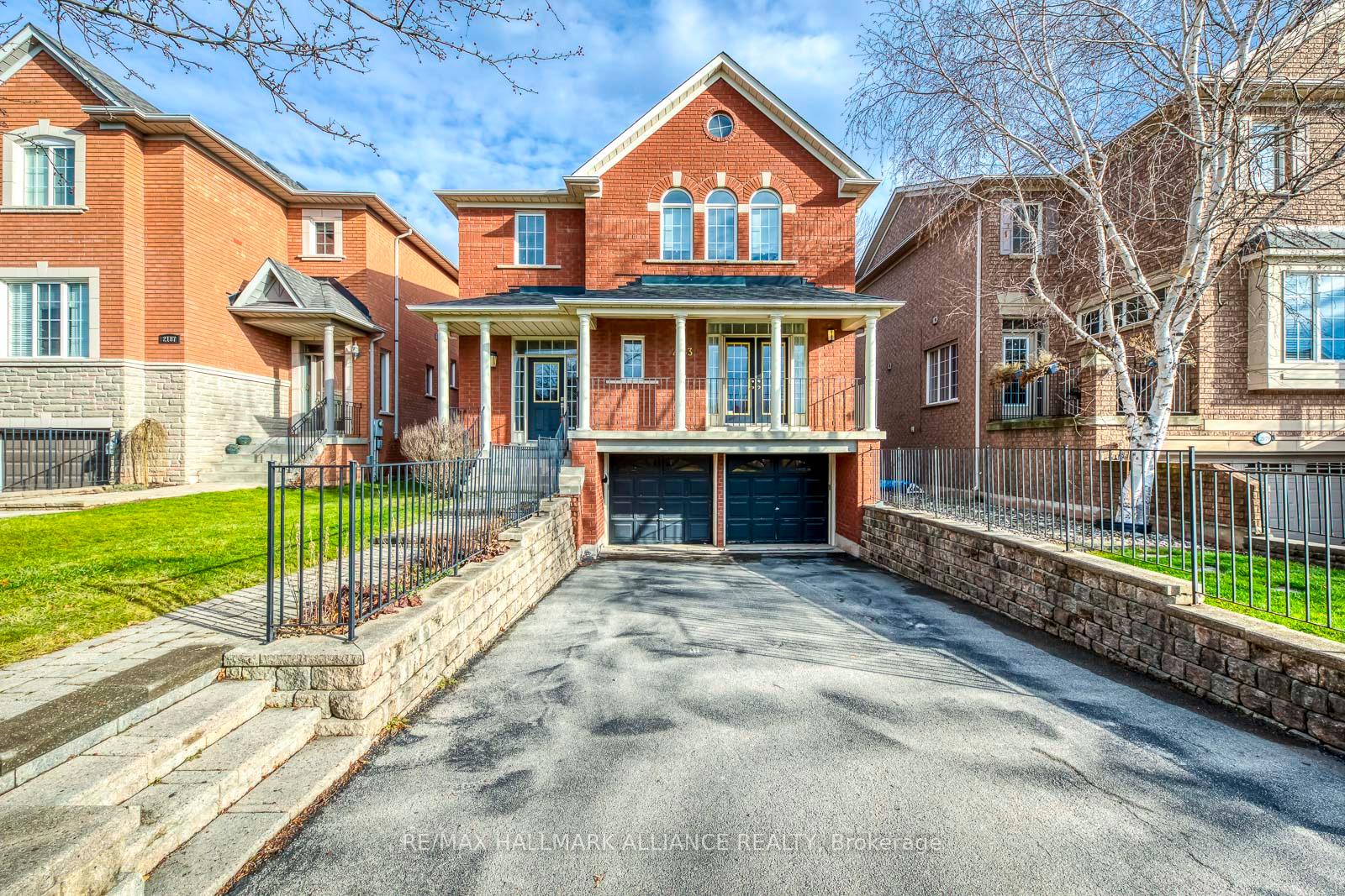 2183 Pheasant Lane, Oakville, ON L6M 3R8
