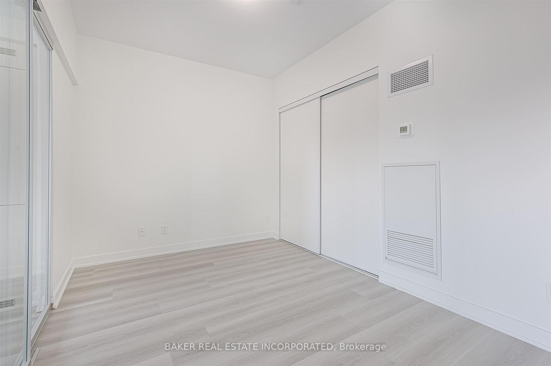 219 - 501 St Clair Avenue W, Toronto, ON M5P 0A2